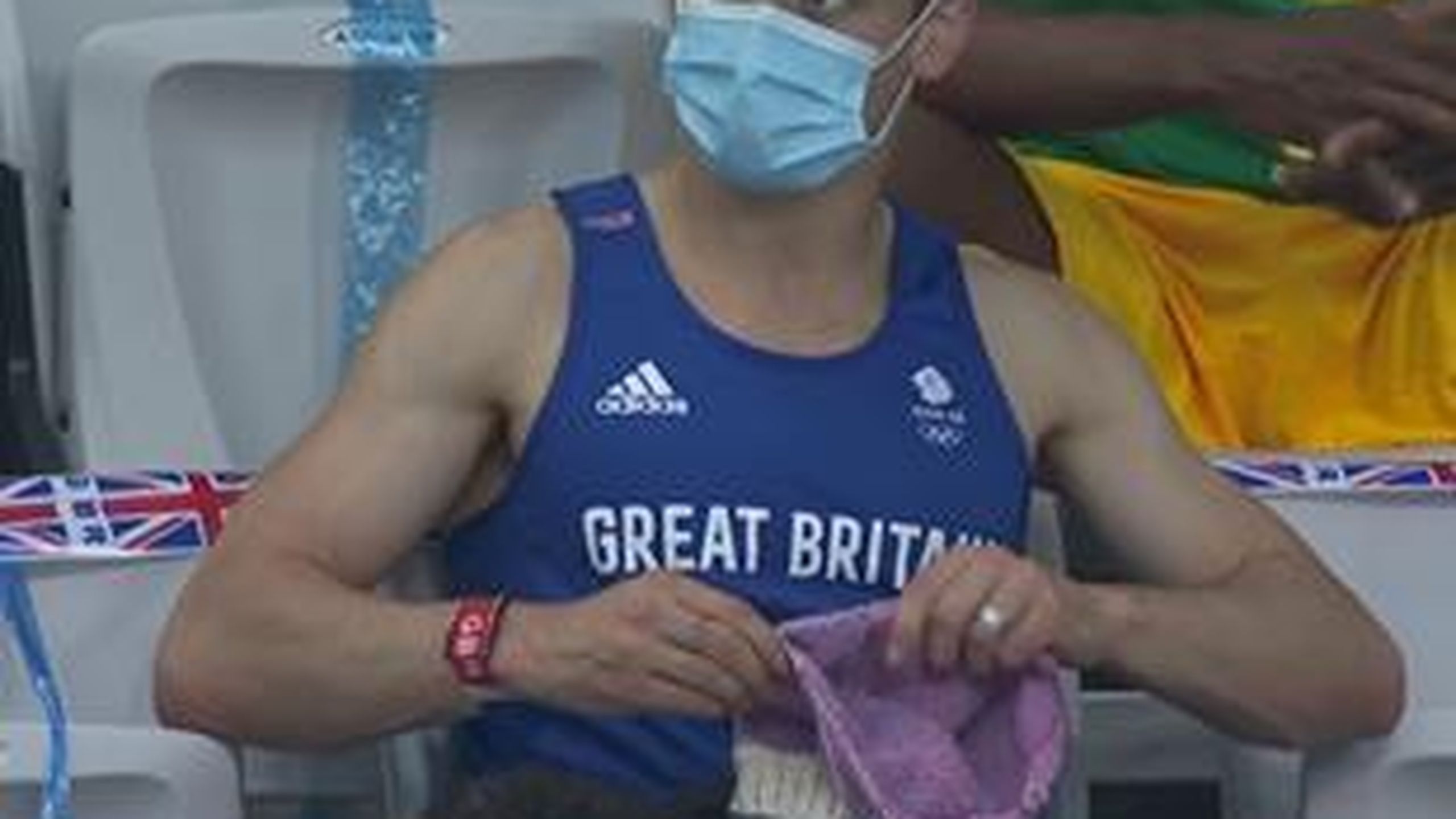 Tokyo 2020 Olympics - Medal cosy? Team GB's Tom Daley shown knitting in ...