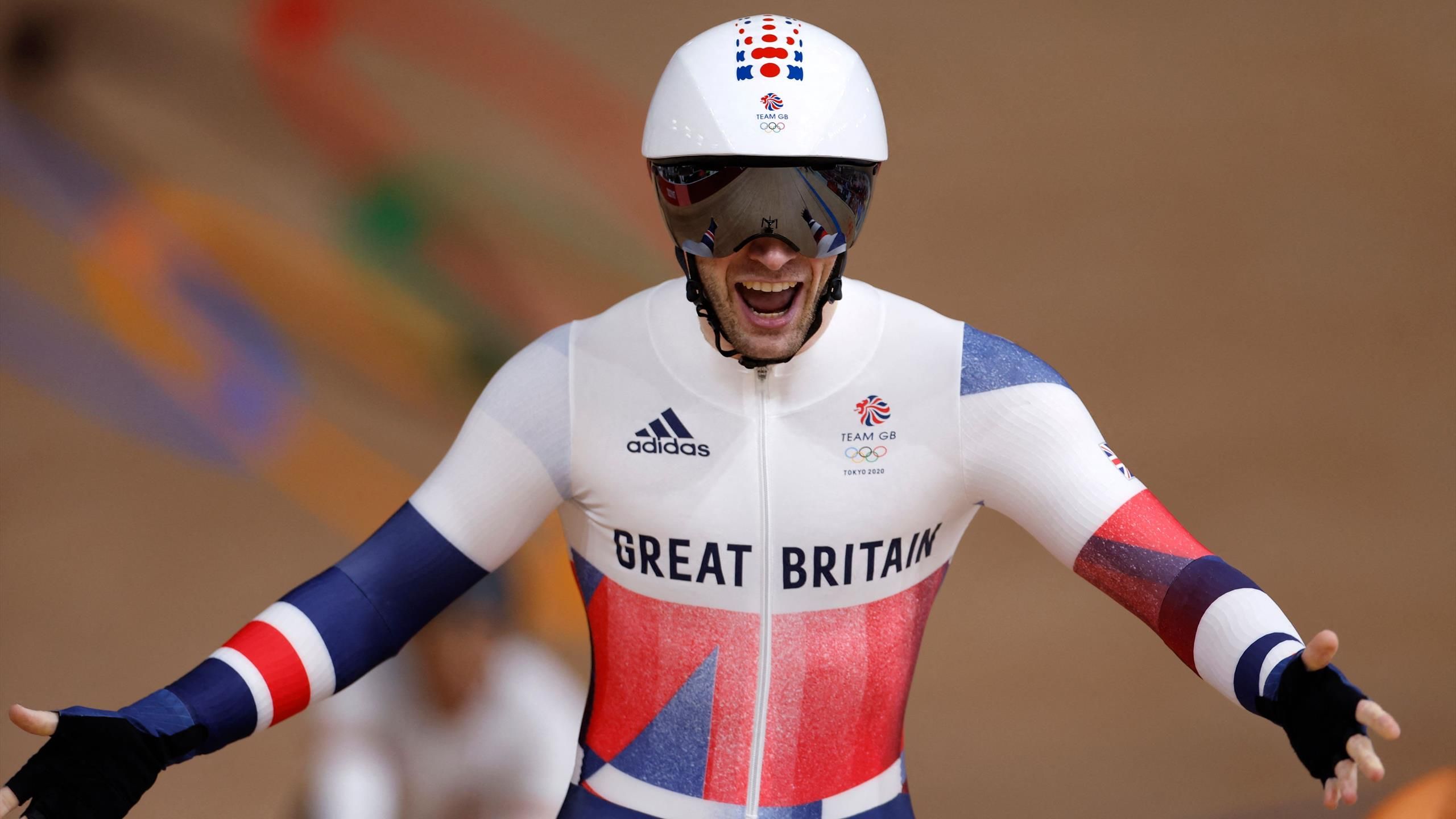 Tokyo 2020 - Jason Kenny crushes keirin final to win British record ...