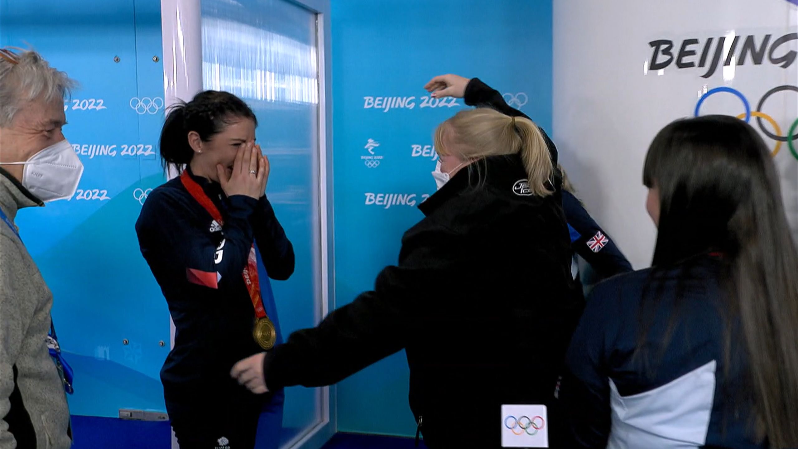 Watch emotional moment Eve Muirhead hugs Rhona Howie - Curling video ...