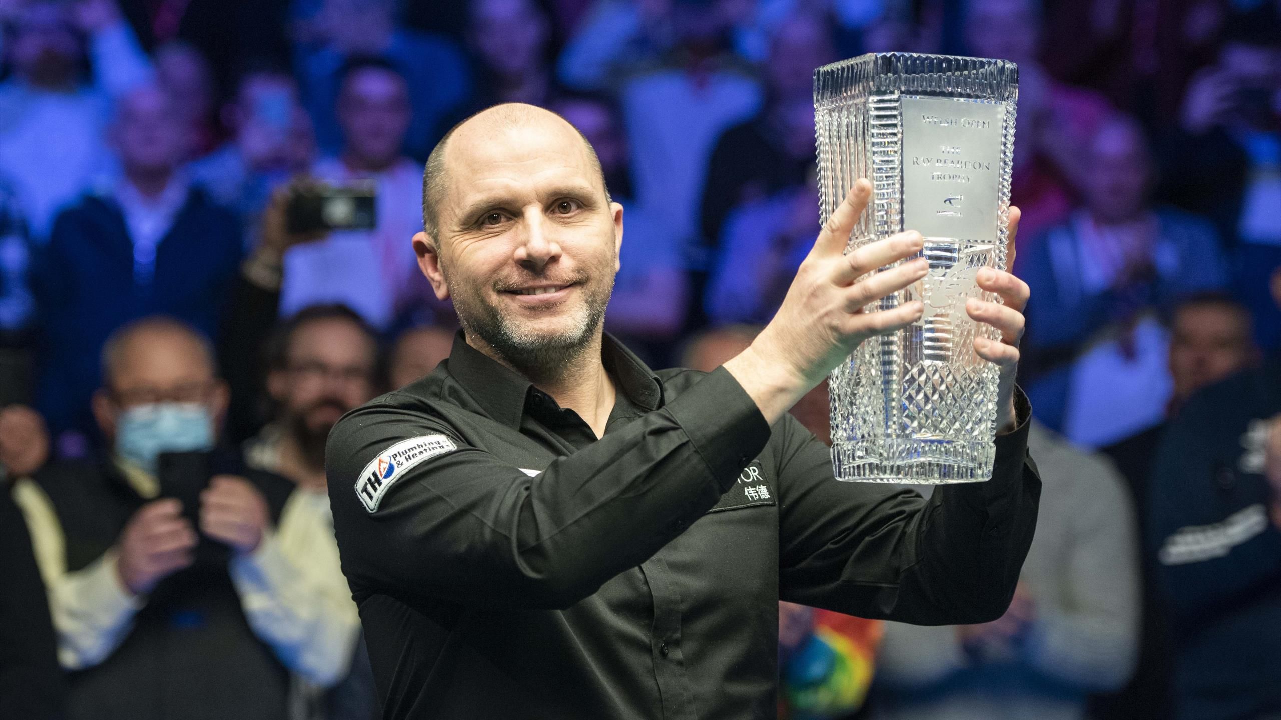 Welsh Open 2022 - Joe Perry stuns Judd Trump to win title and end long ...