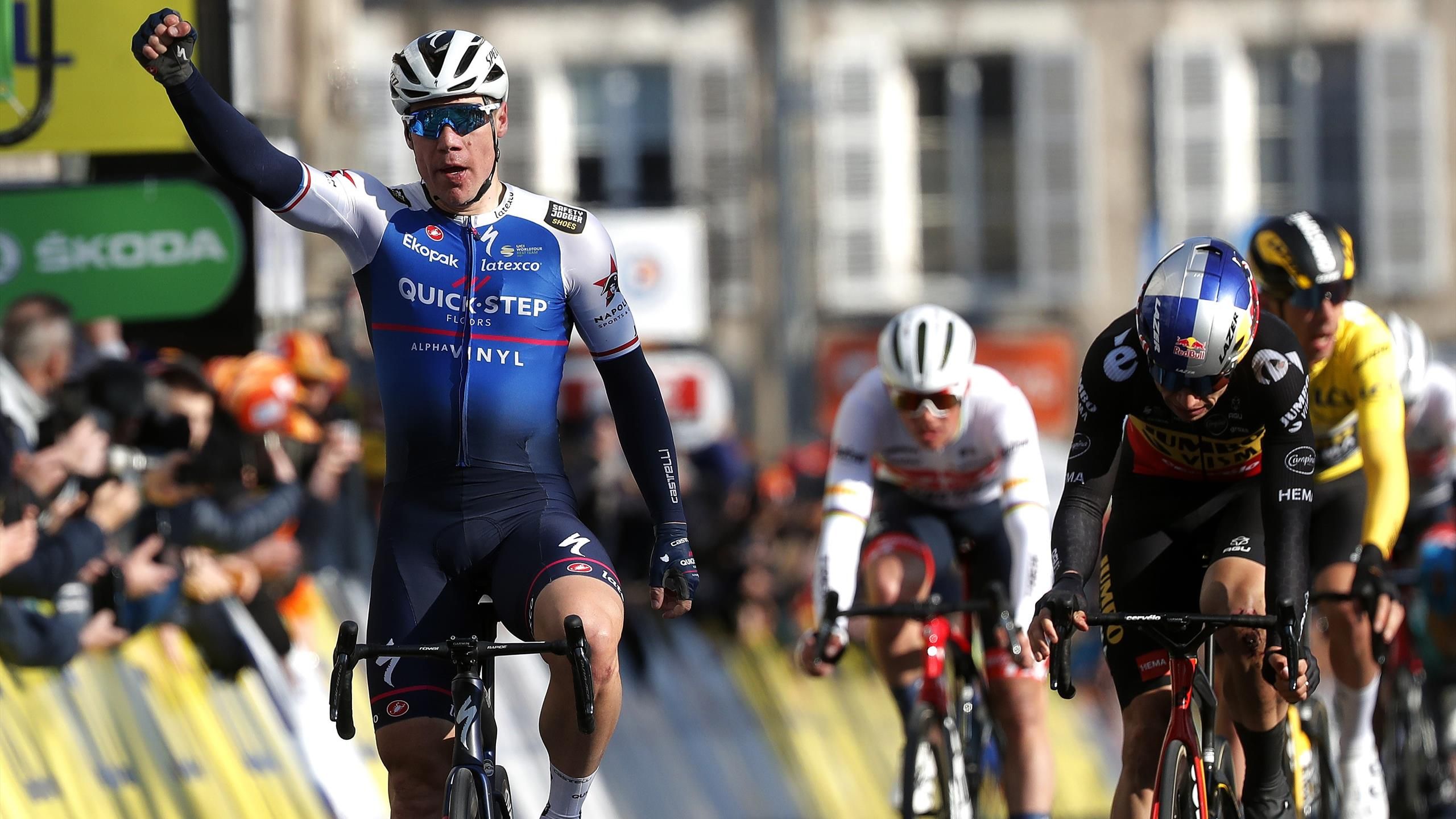 Fabio Jakobsen wins bunch sprint at the end of the second stage of ...
