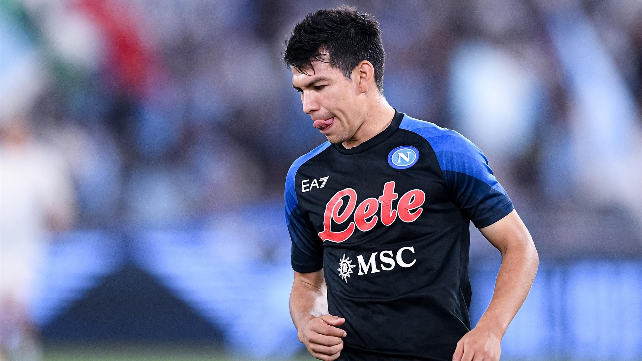 Manchester United face Premier League competition to sign Napoli ...