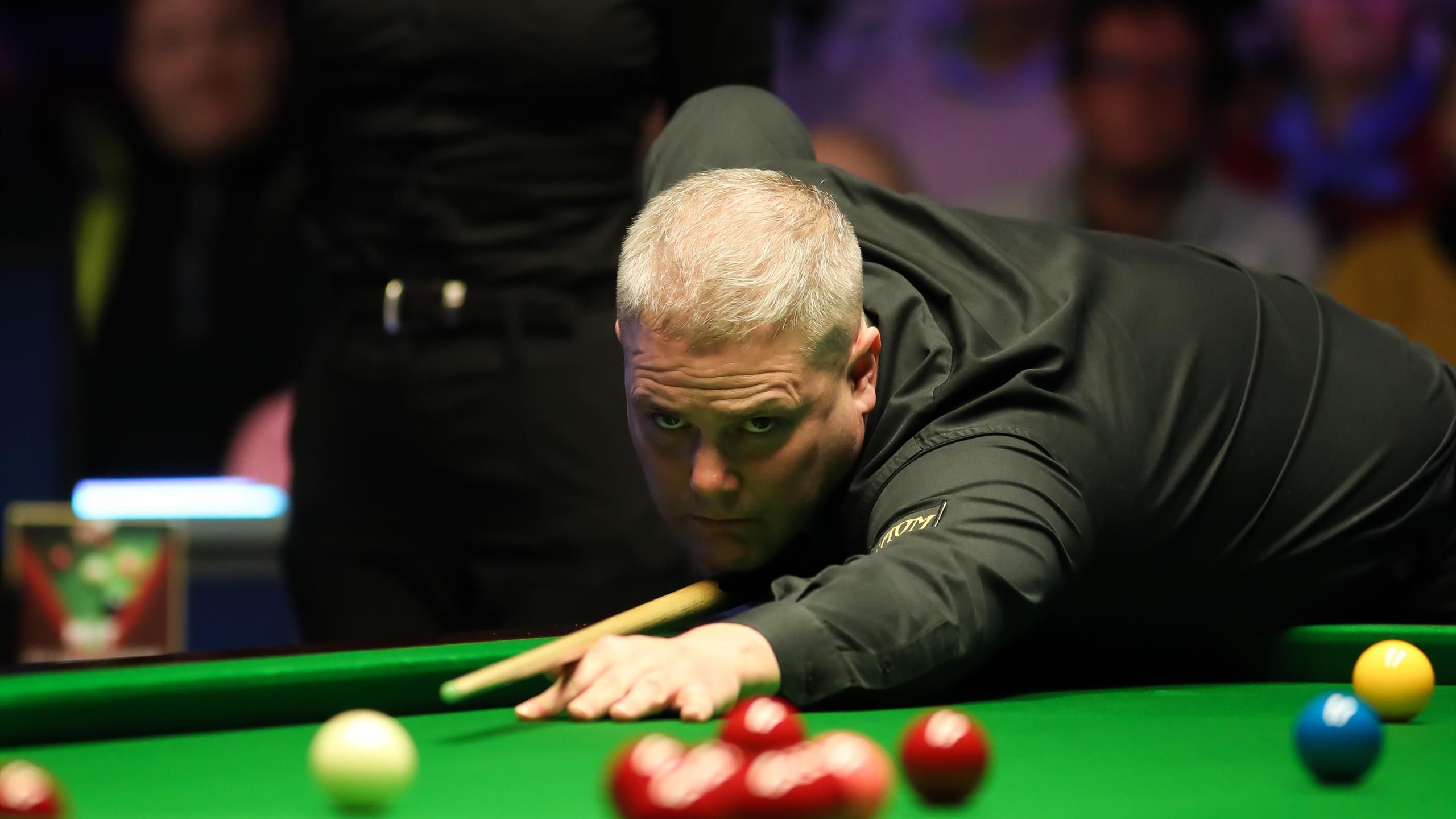 Championship League snooker: Robert Milkins on course for third career ...