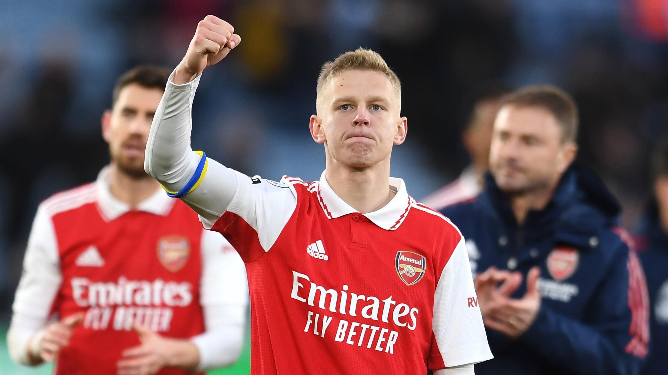 Leicester City 0-1 Arsenal: Gabriel Martinelli goal keeps Gunners ...