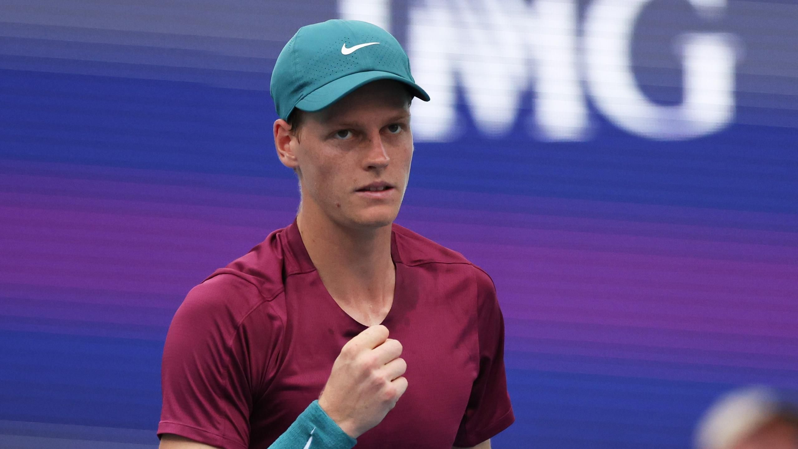 Jannik Sinner breezes past Emil Ruusuvuori in straight sets to progress ...