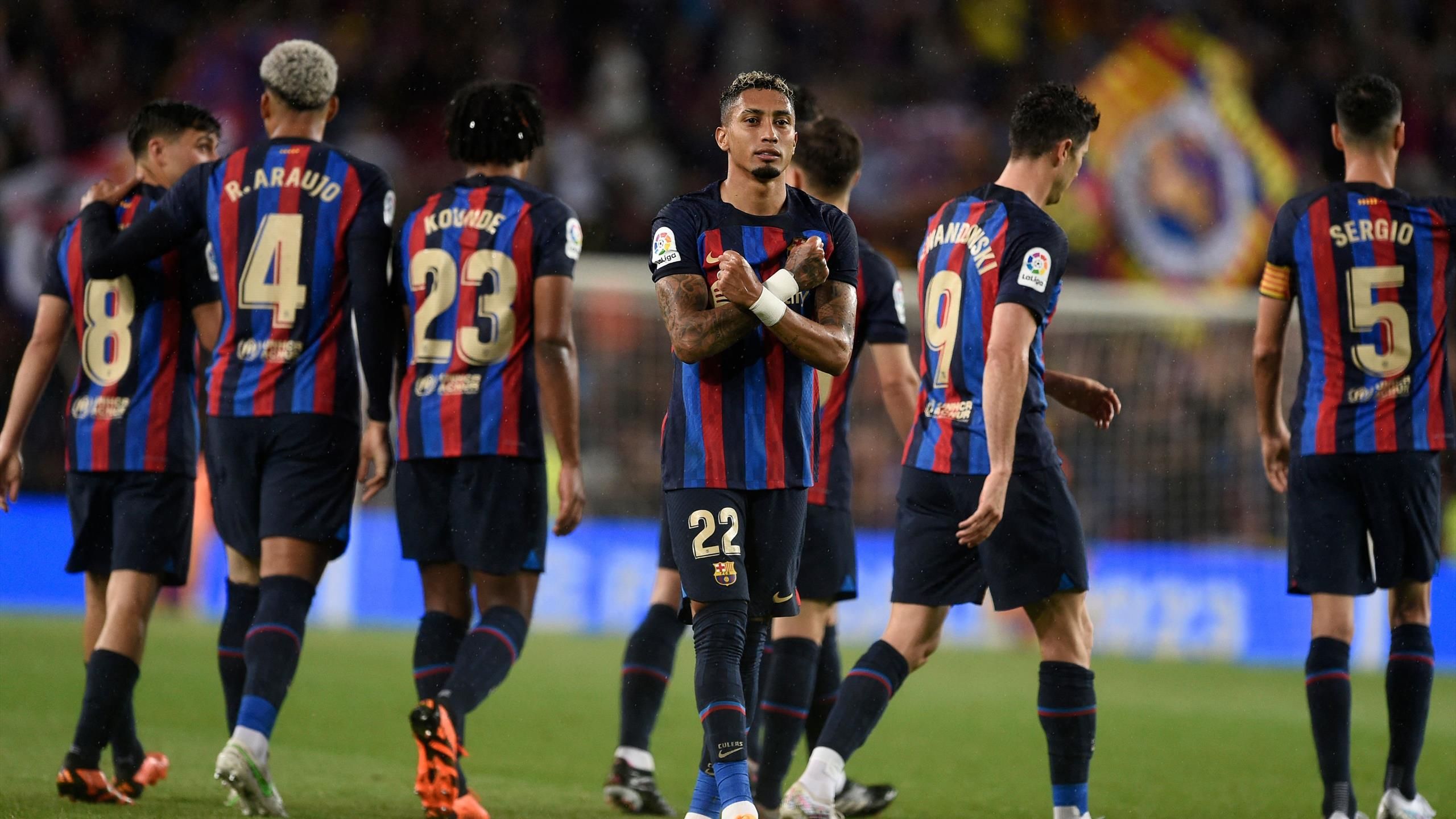 Barcelona 4-0 Betis: Robert Lewandowski nets 19th league goal as ...