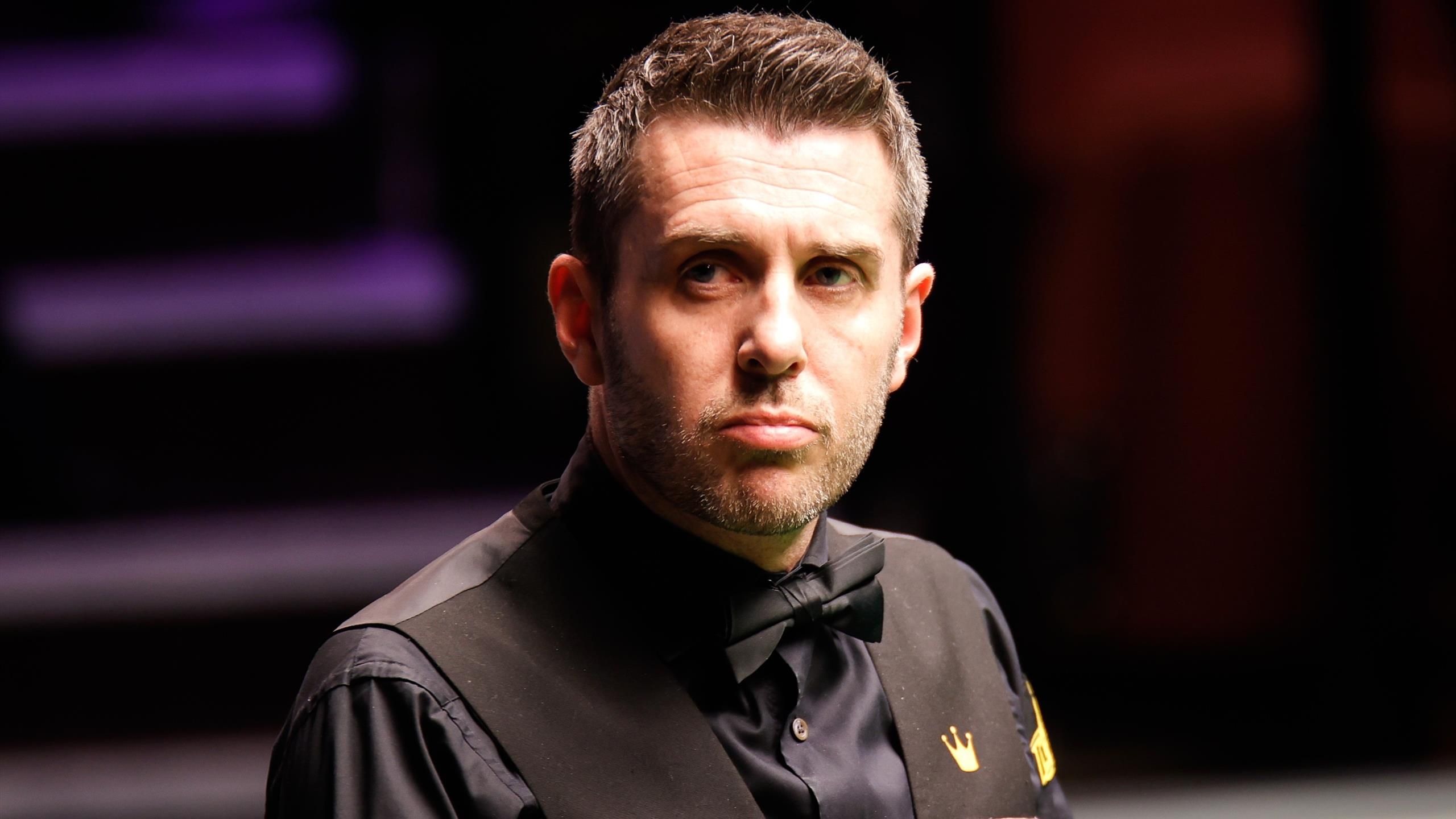 World Snooker Championship 2023: Mark Selby fends off Mark Allen ...