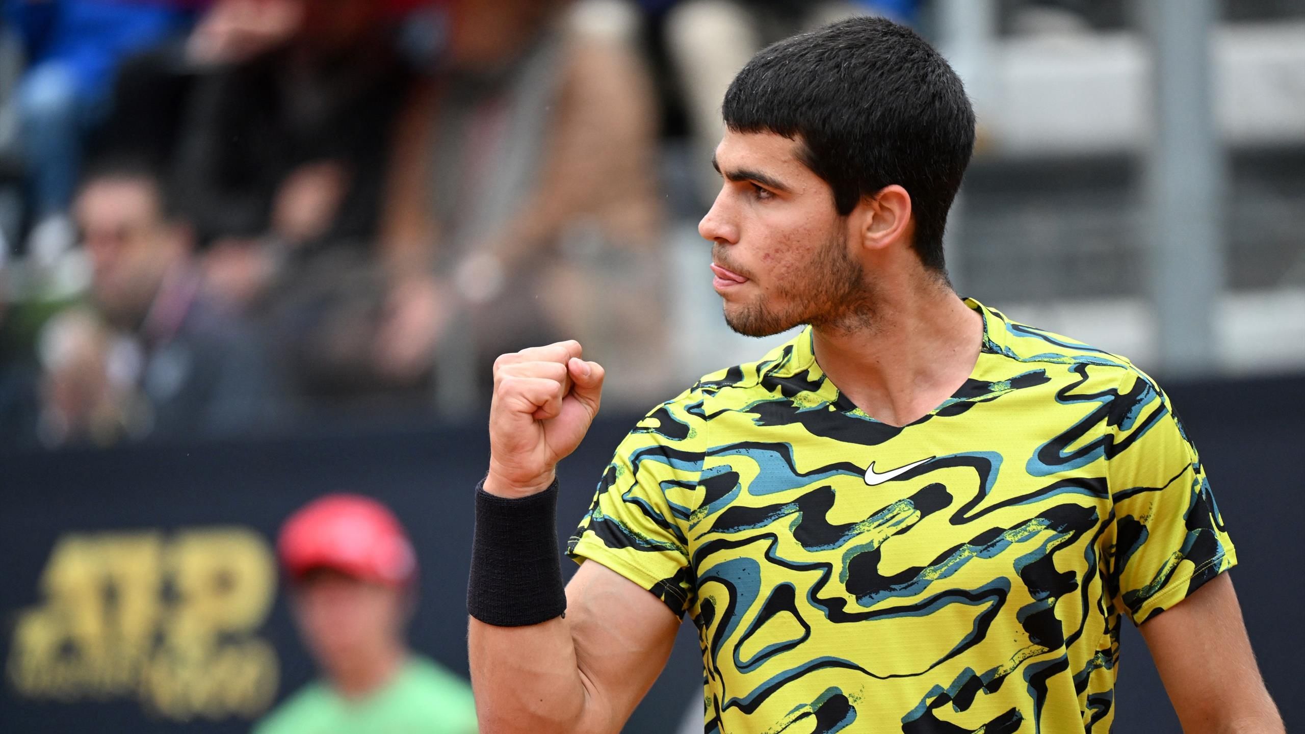 Italian Open: Imperious world No. 2 Carlos Alcaraz sweeps past ...