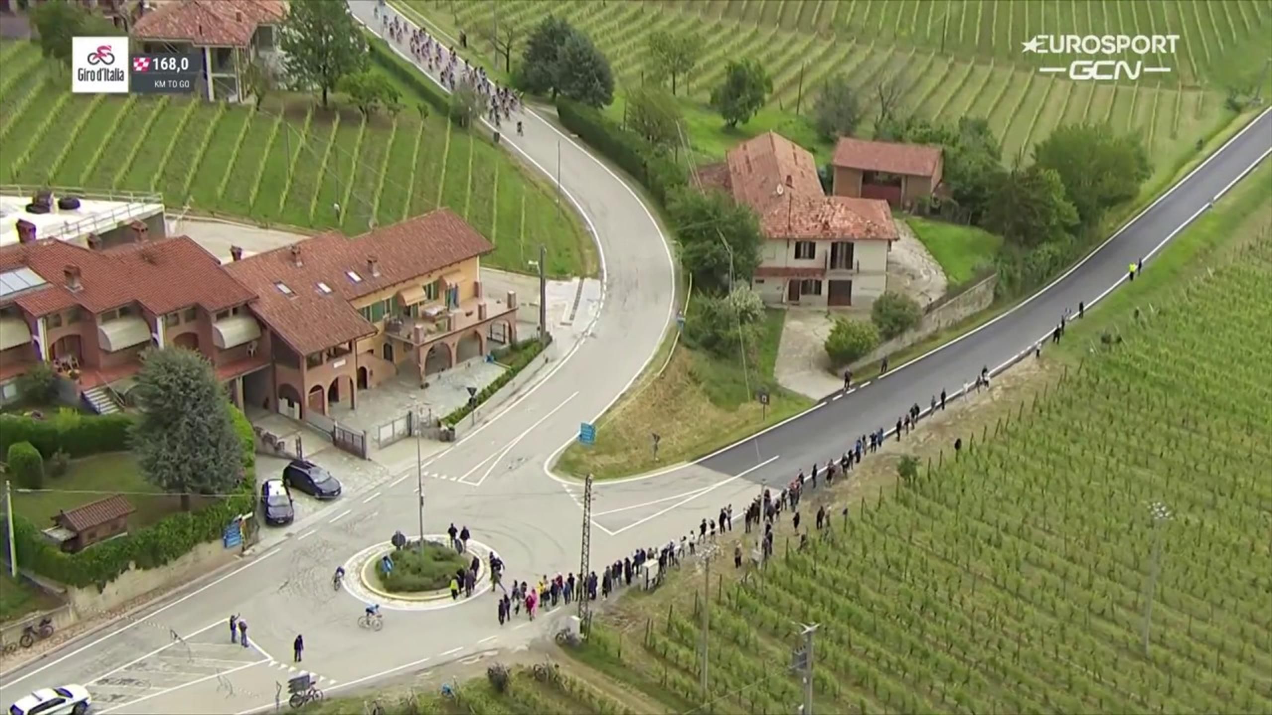 Giro d'Italia 2023: Davide Formolo and Marco Frigo take wrong turn at ...