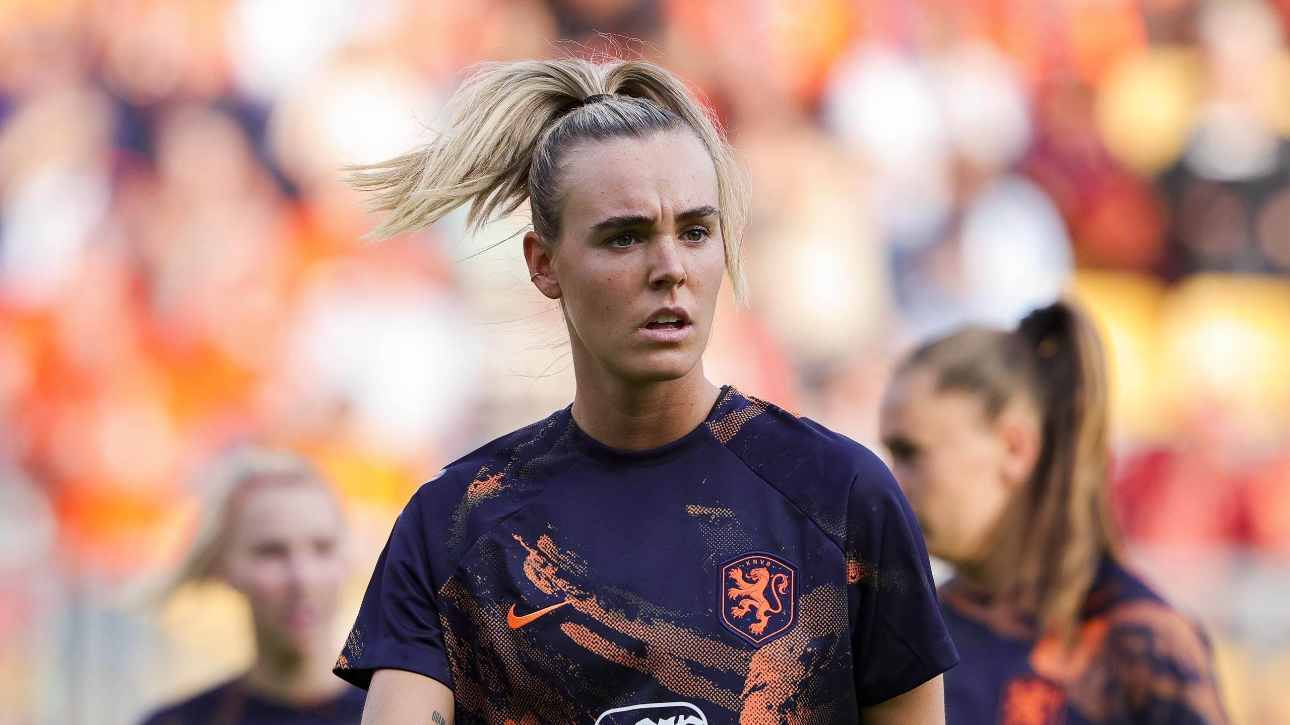 Manchester City sign Netherlands international Jill Roord from VfL ...