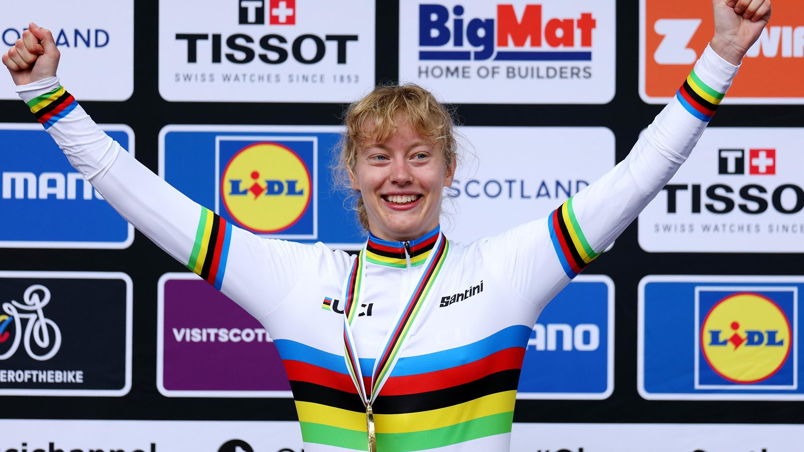 UCI Road World Championships : Julie Bego of France solos to victory in ...