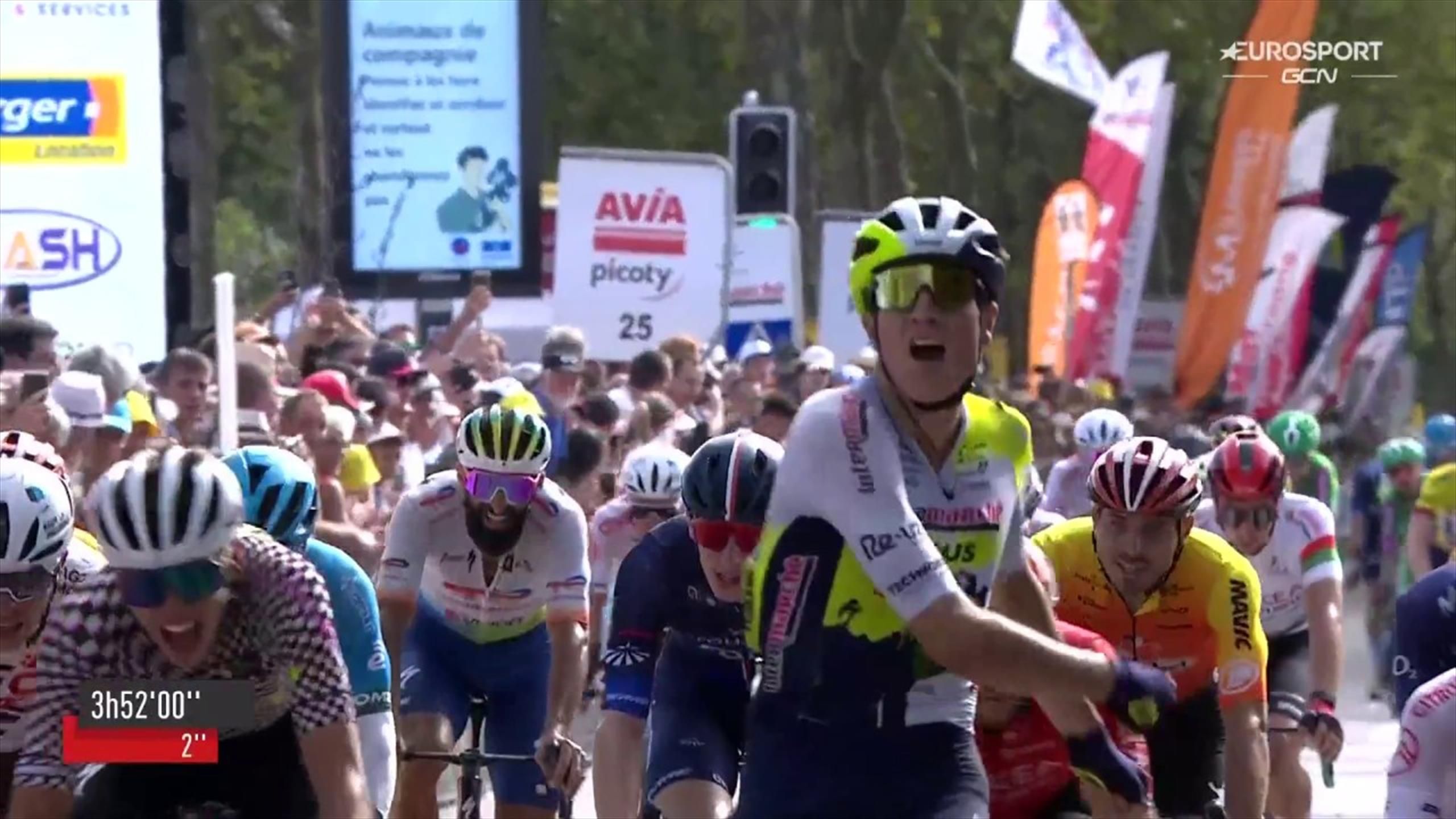 Hugo Page takes sprint win on Stage 4 at Tour du Limousin as Romain ...