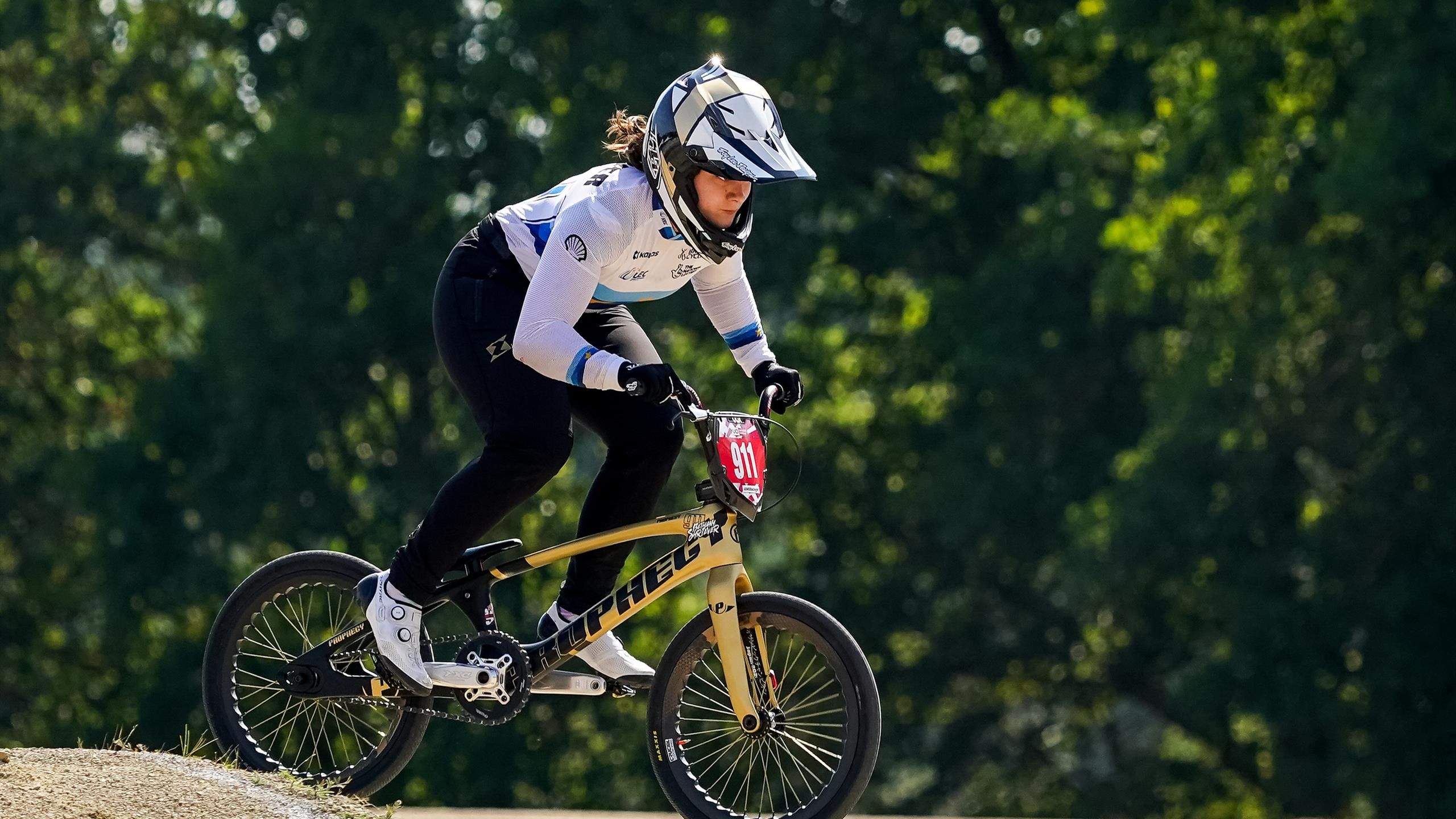 Bethany Shriever on unforgettable season after regaining World ...