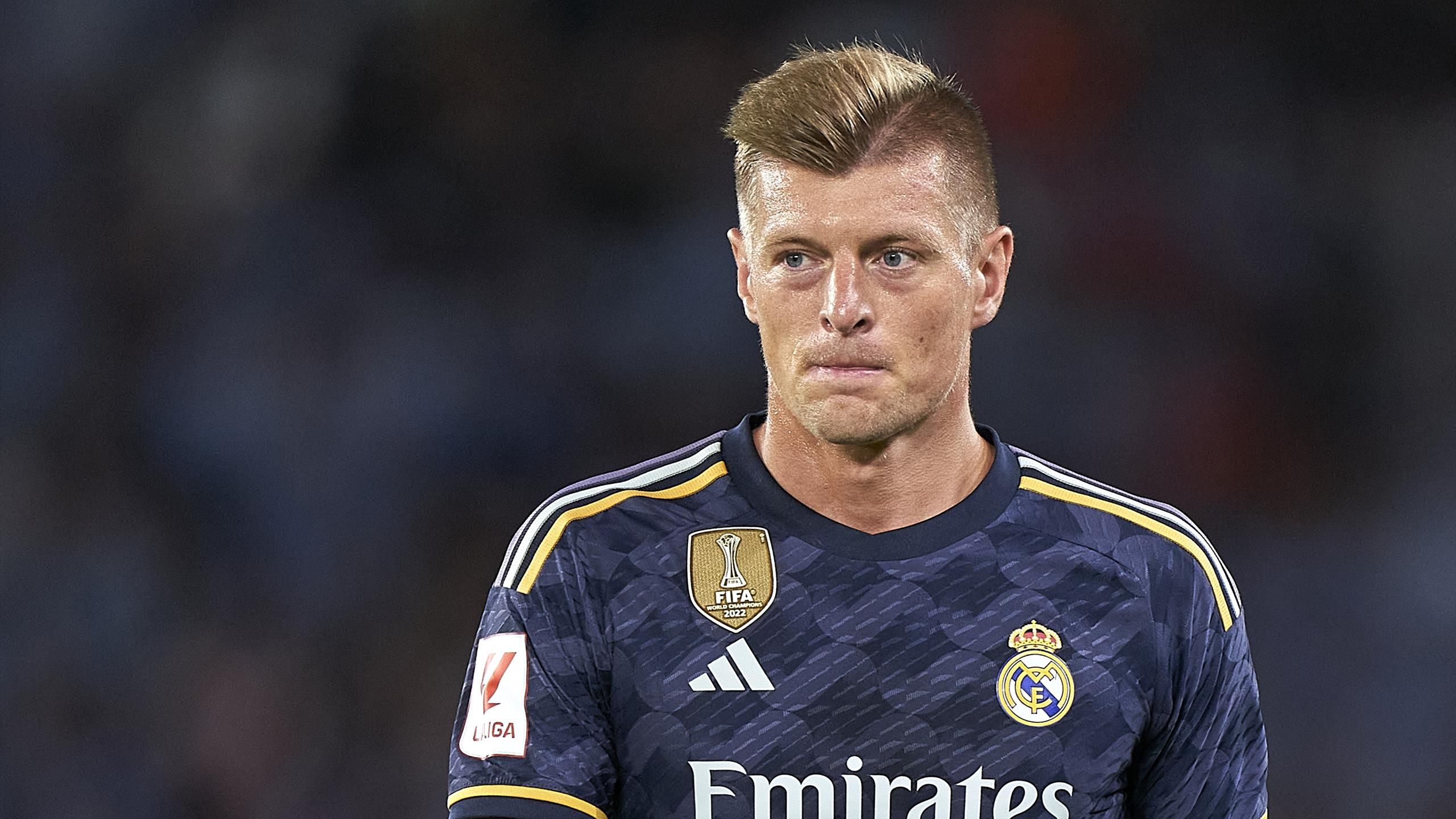 Manchester City look to land Real Madrid midfielder Toni Kroos on free ...