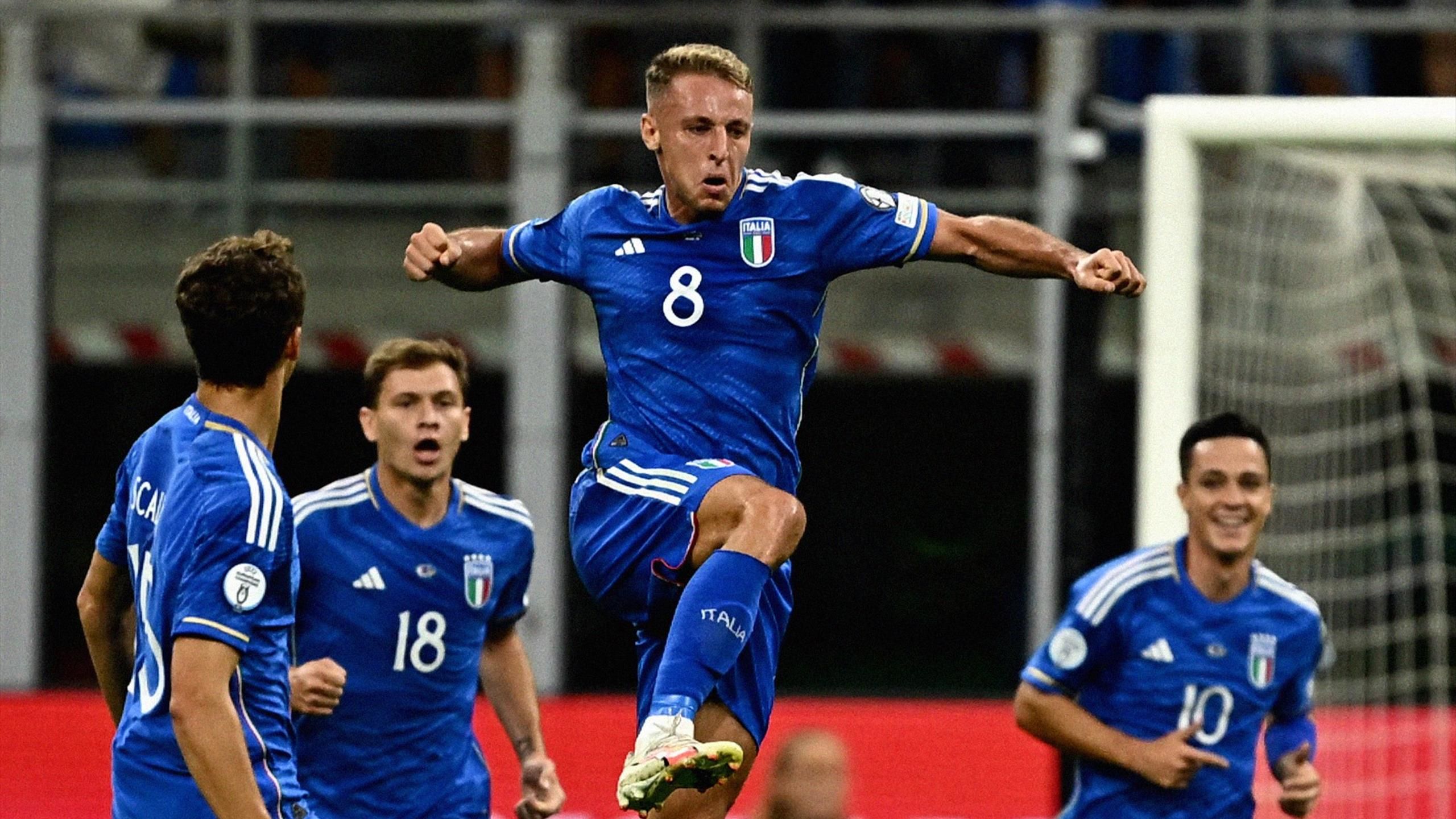 Italy 2-1 Ukraine: Azzurri qualification hopes rise as Davide Frattesi ...