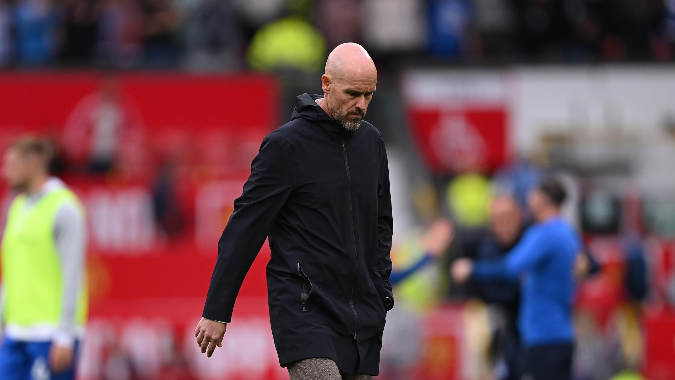 Erik ten Hag demands Manchester United players ‘step up’ and deal with ...