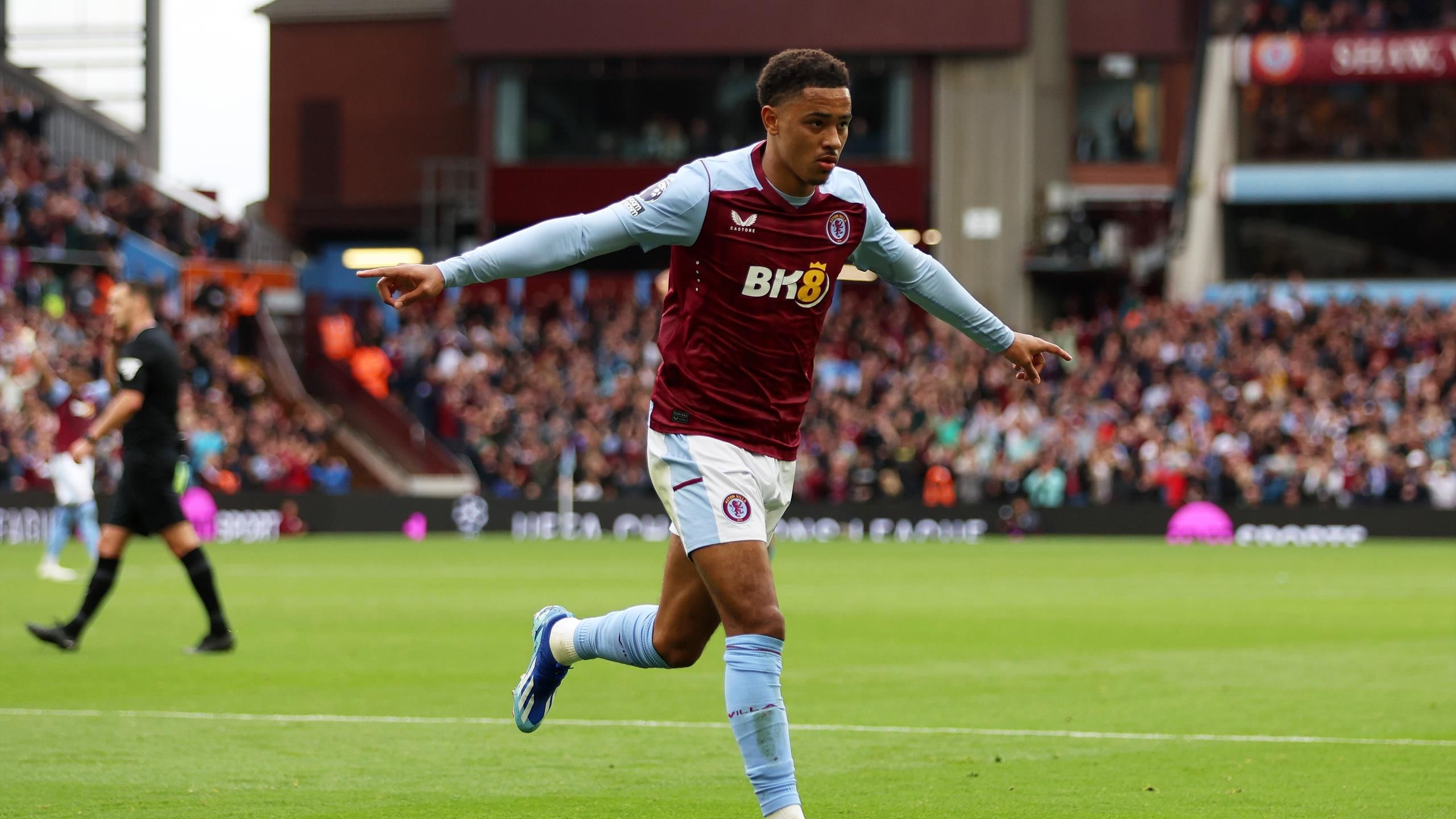 'Back with an absolute beauty!' - Jacob Ramsey’s beautiful solo strike ...