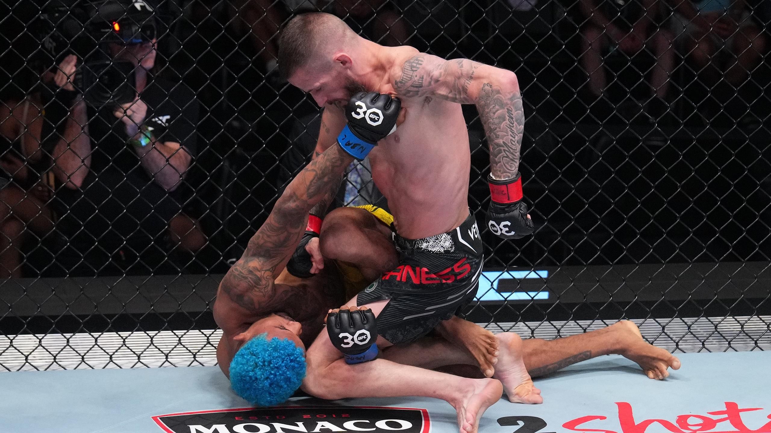 'Laser precision!' - Nate Maness finishes Mateus Mendonca in first ...