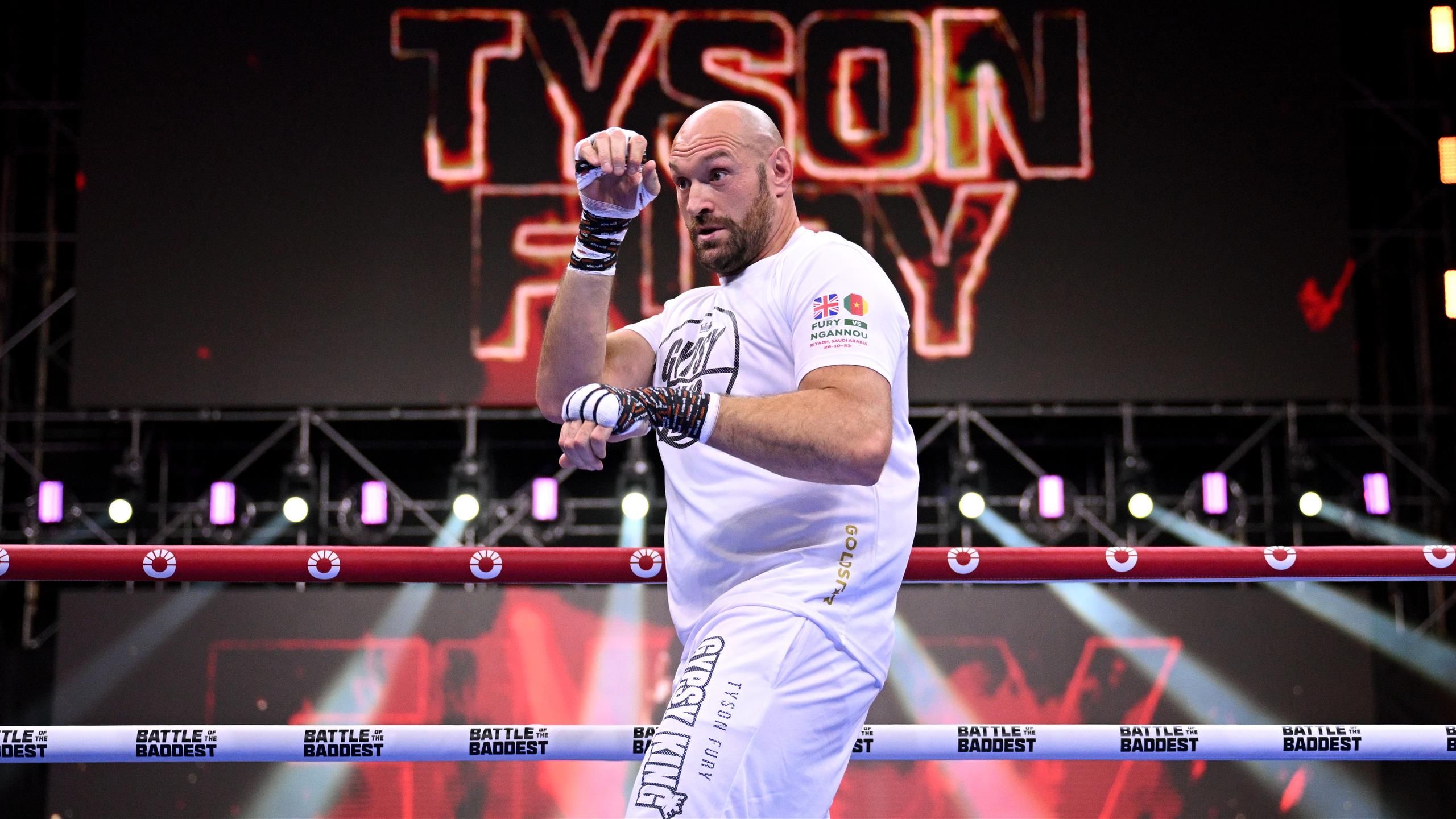 Tyson Fury says he is 'like an Adonis' and in 'peak physical shape' for ...