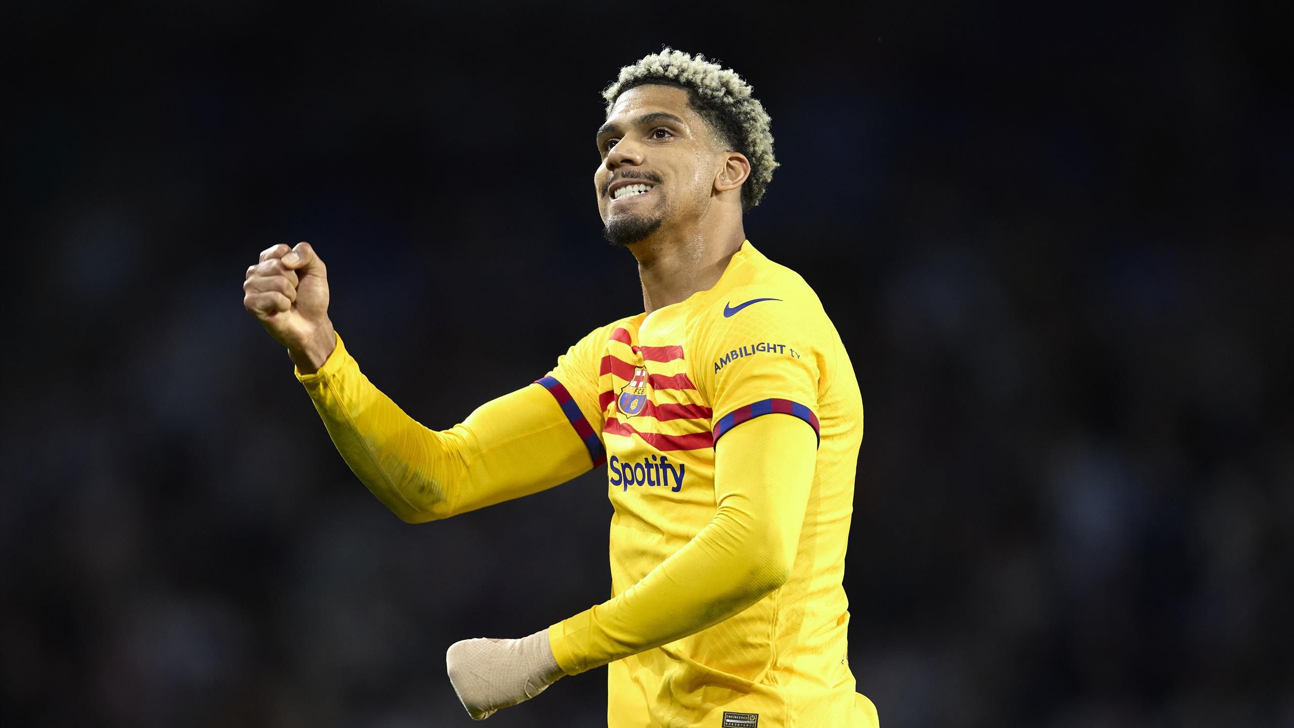 Real Sociedad 0-1 Barcelona: Robbery in the Basque Country as Ronald ...