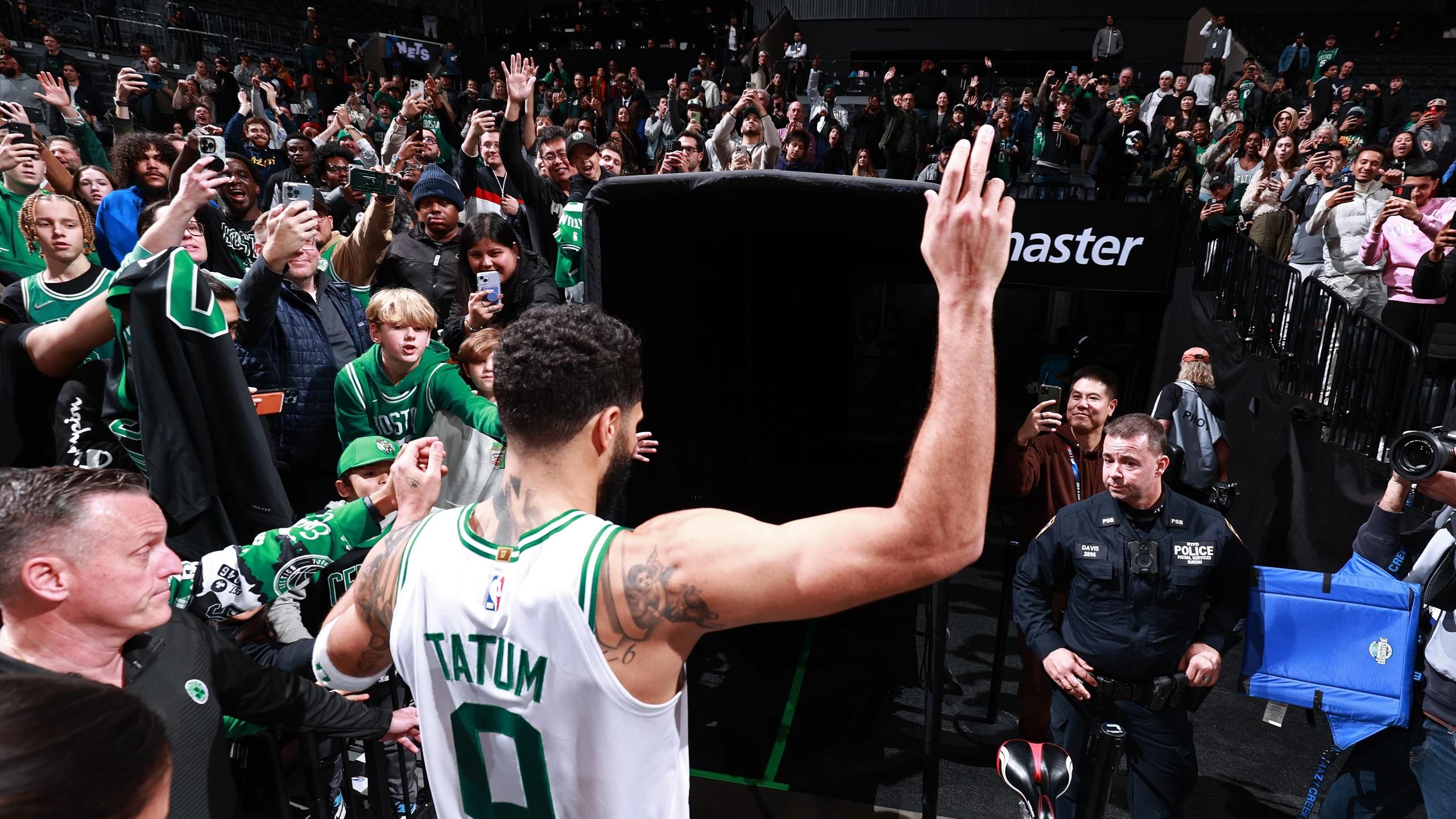 Jayson Tatum scores 32 points, becomes youngest Boston Celtics player to reach 10,000 ...