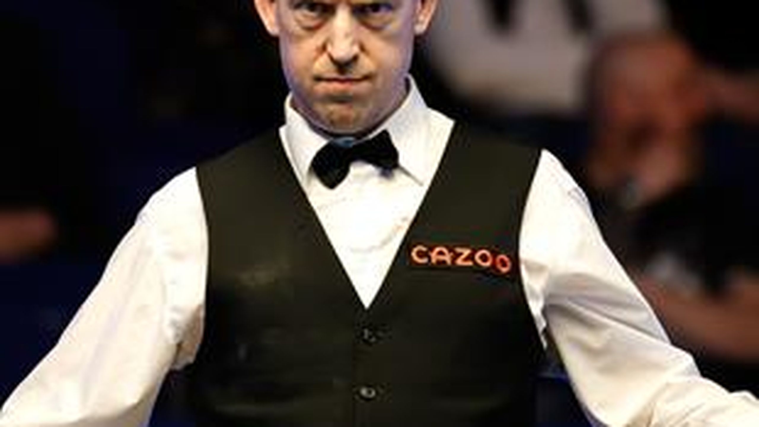 David Lilley fouls in wild fashion against Elliot Slessor in UK ...