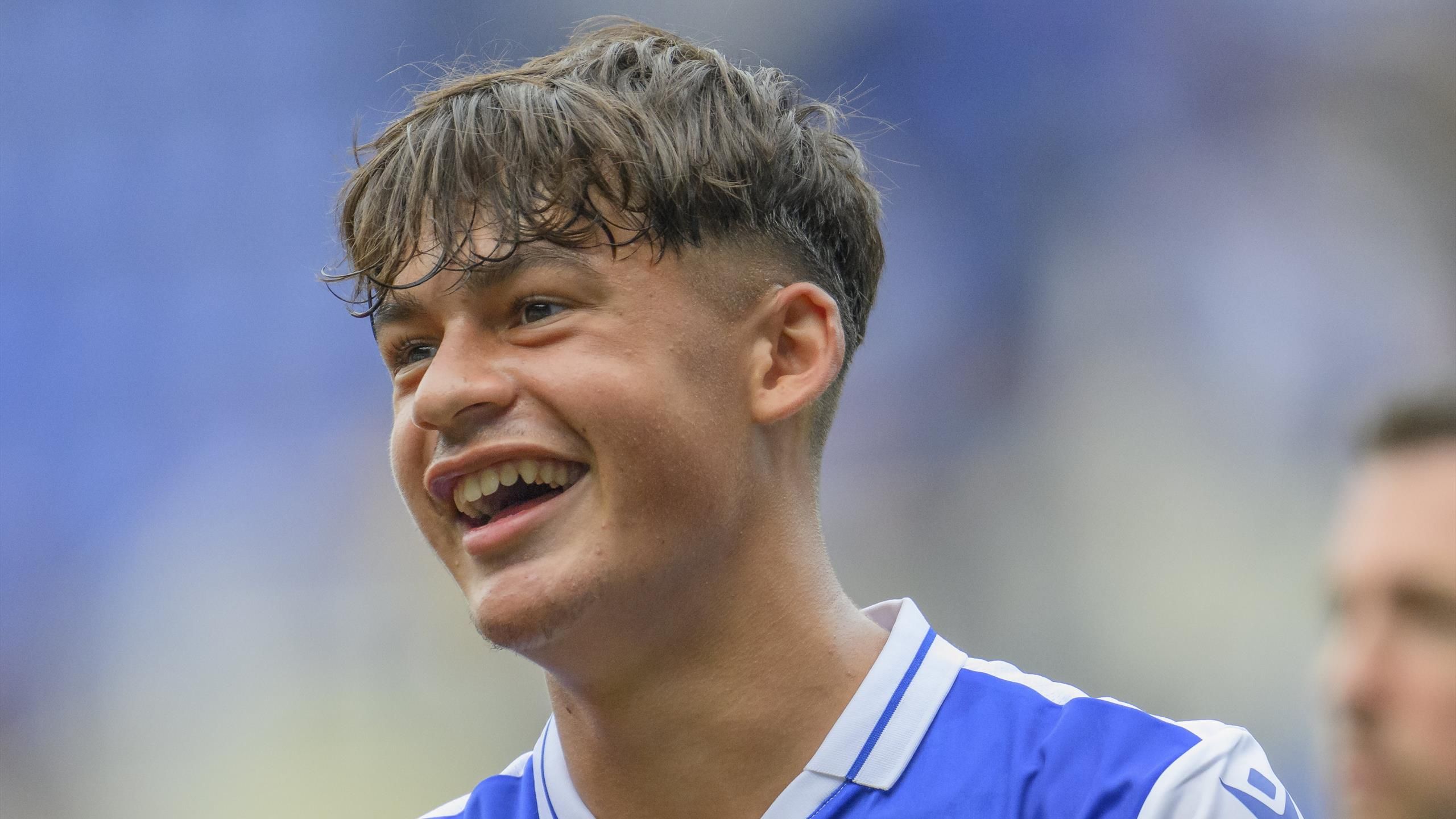 Real Madrid set to beat Arsenal to Reading wonderkid Caylan Vickers ...