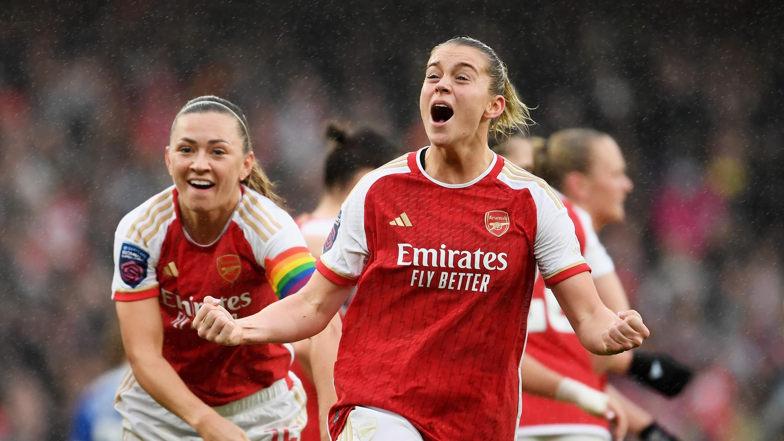 Women's Super League: Alessia Russo double helps Arsenal thrash ...