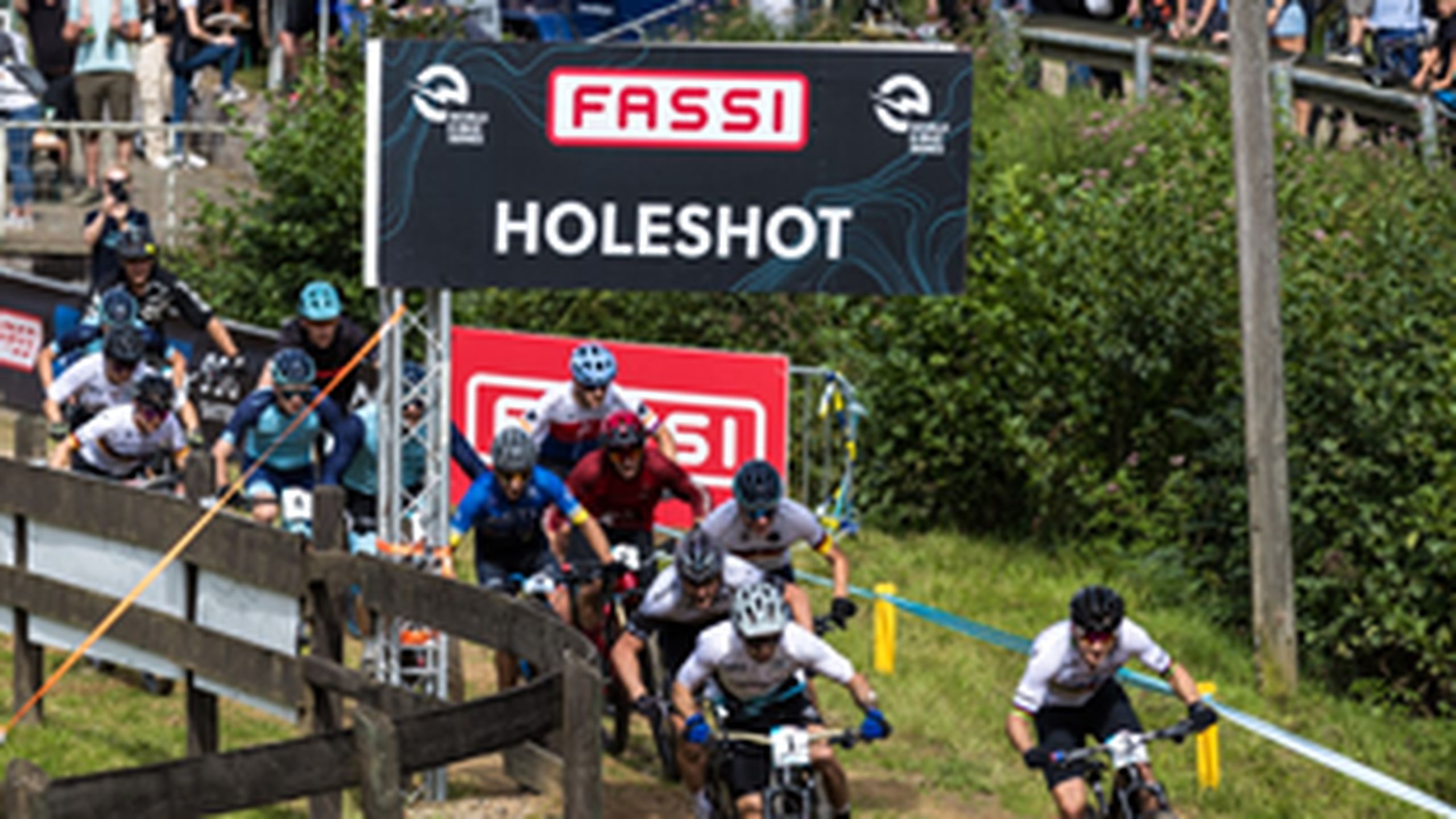 UCI E-BIKE WORLD CUP REVIEW - Unpredictable Races and Unexpected Heroes ...
