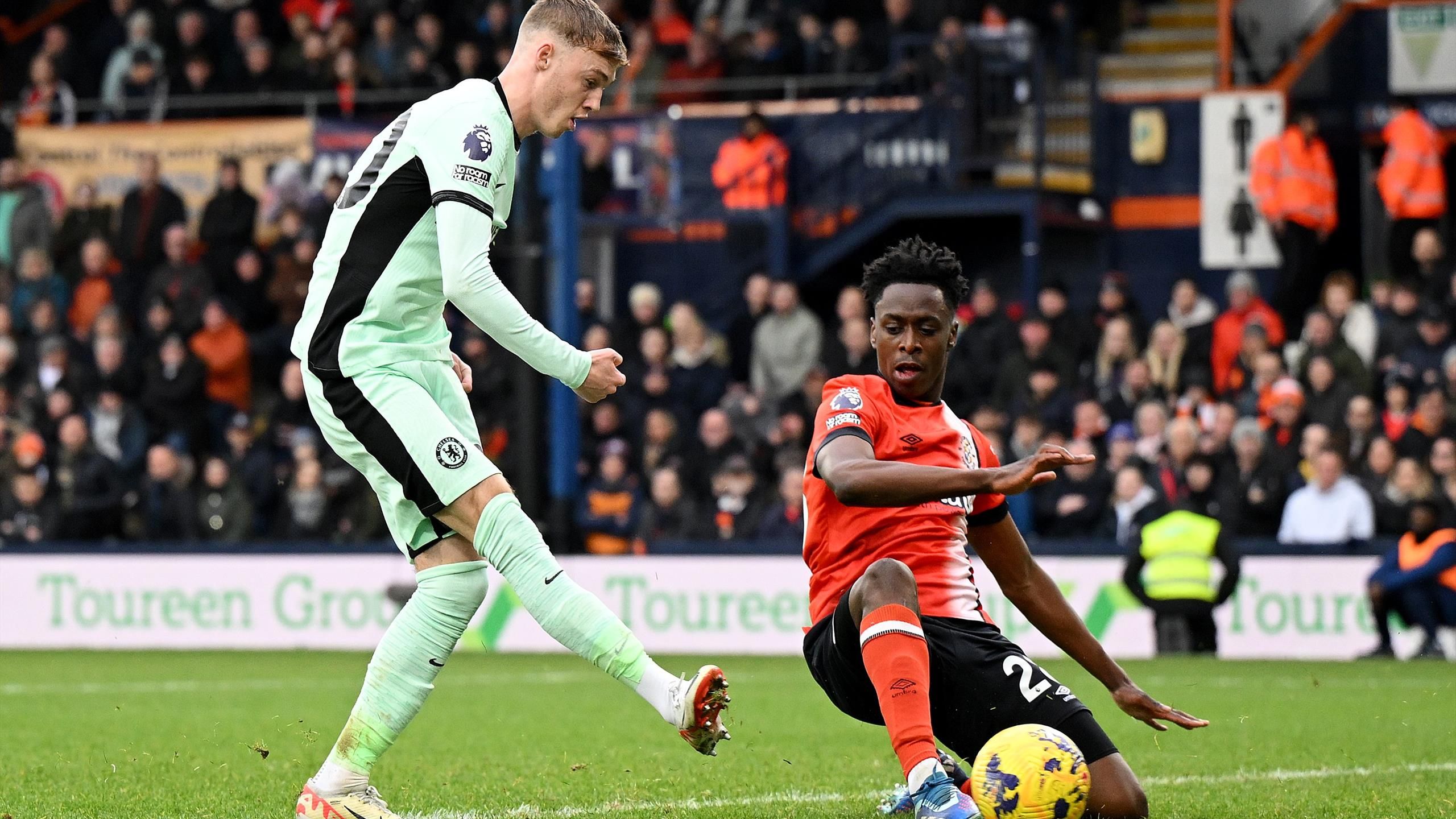 'Outstanding composure' - Cole Palmer scores his second goal for ...