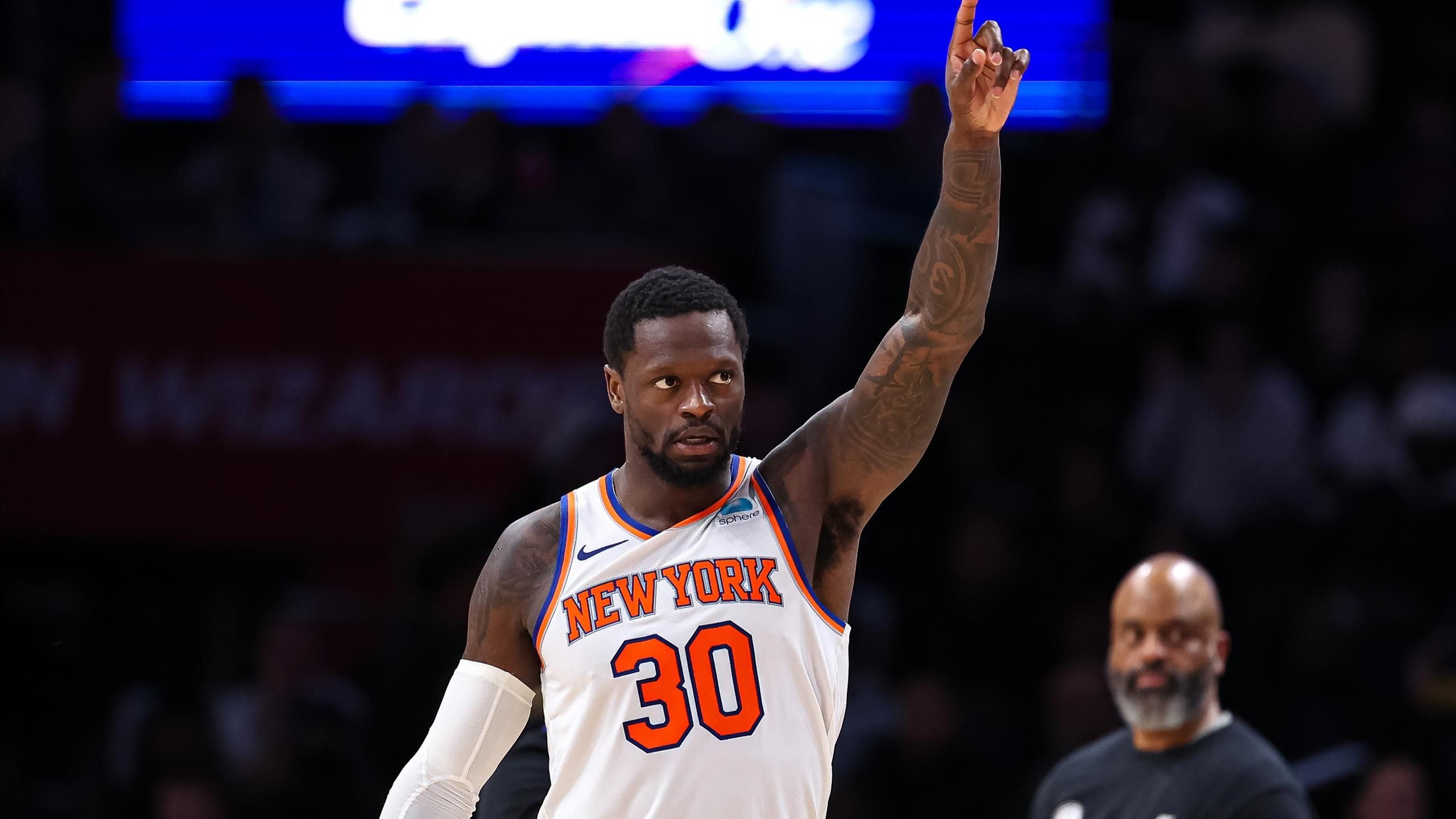 ‘Flexing his muscles’ - Julius Randle dazzles in New York Knicks’ win ...