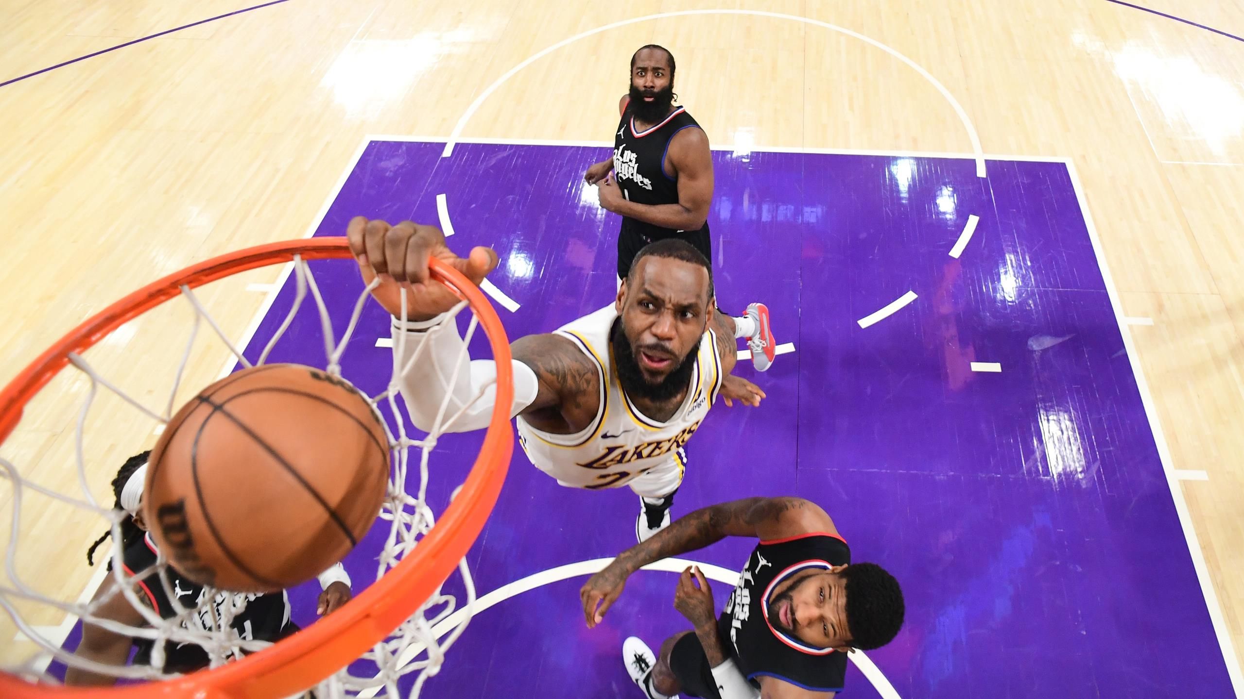 NBA: LeBron James produces monster dunk as LA Lakers edge out Clippers ...