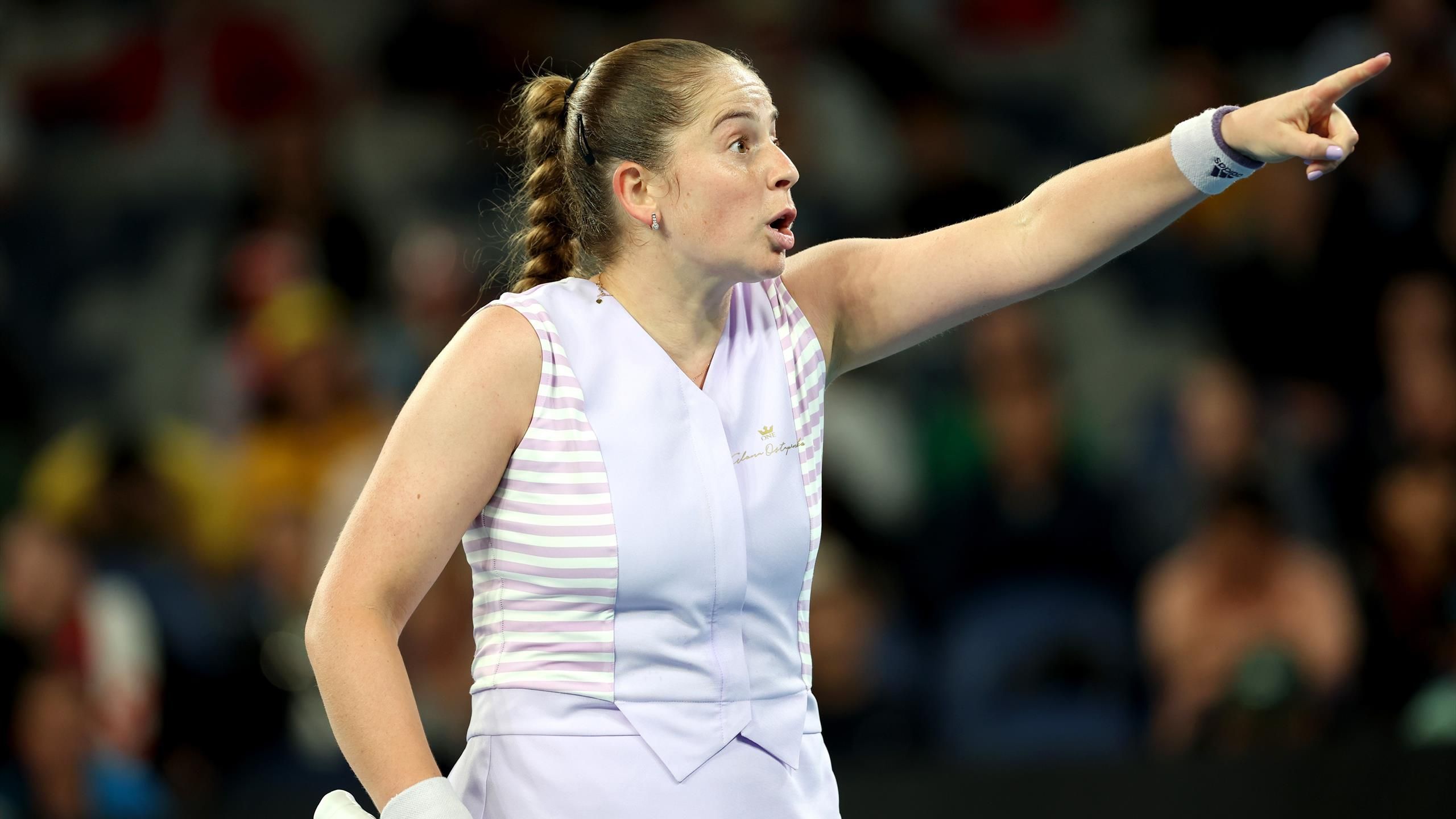 Australian Open: Jelena Ostapenko tells coaches to leave arena during ...