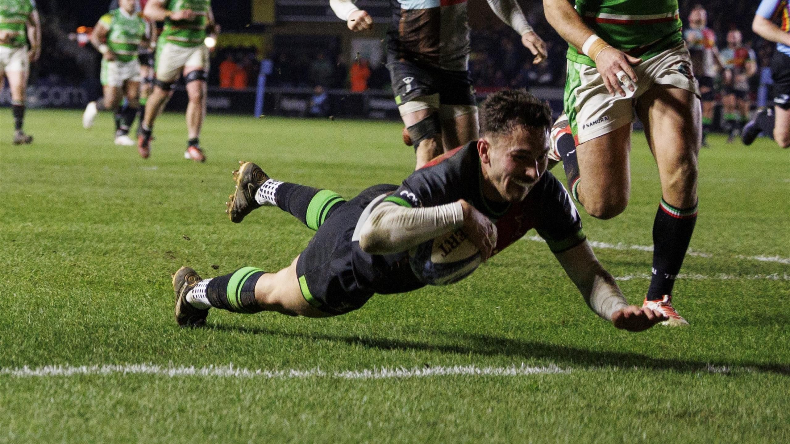 Nick David finishes off slick Harlequins move to reduce Leicester ...