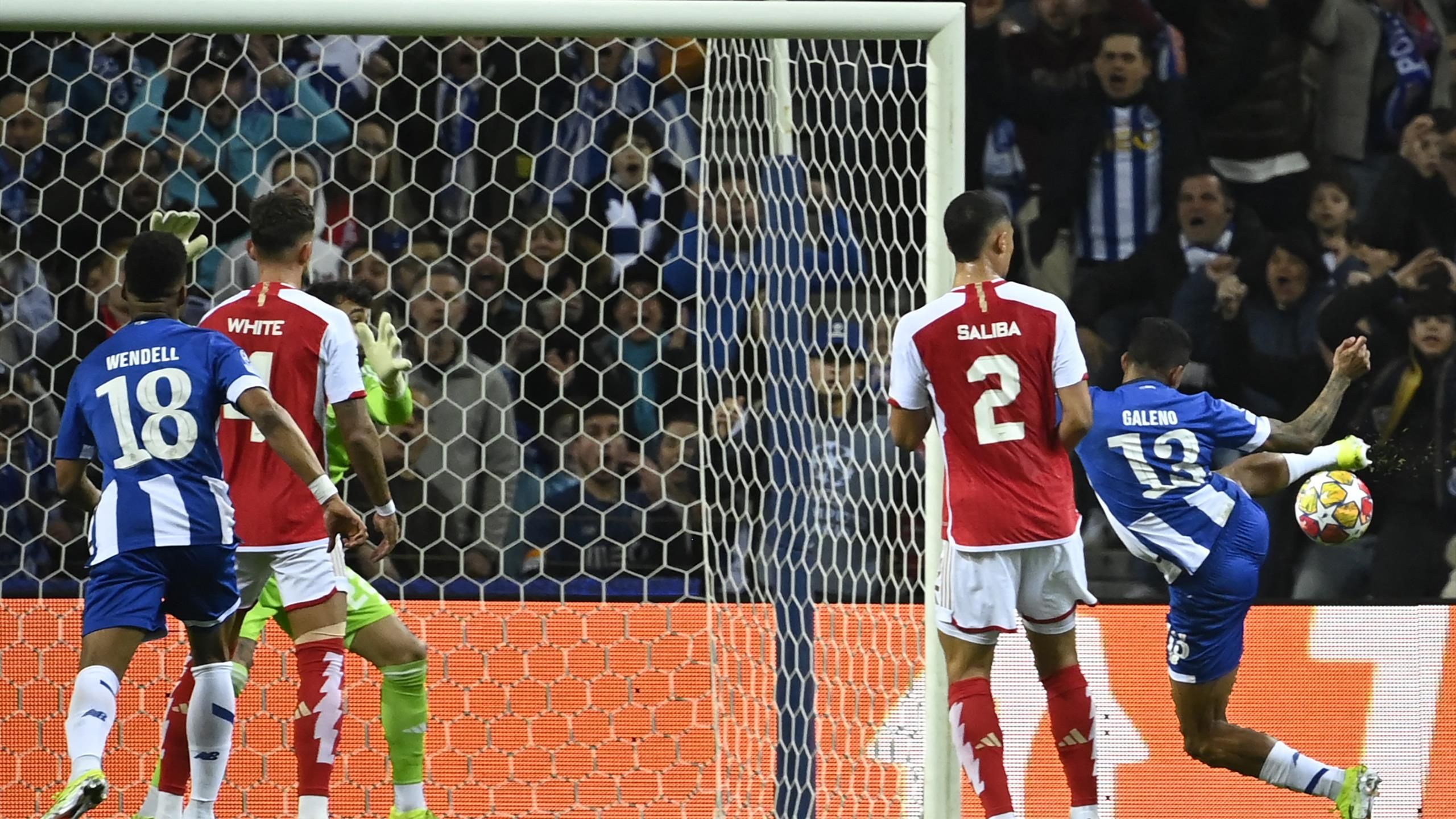 Watch ‘incredible, remarkable’ miss from Galeno in Porto-Arsenal match ...