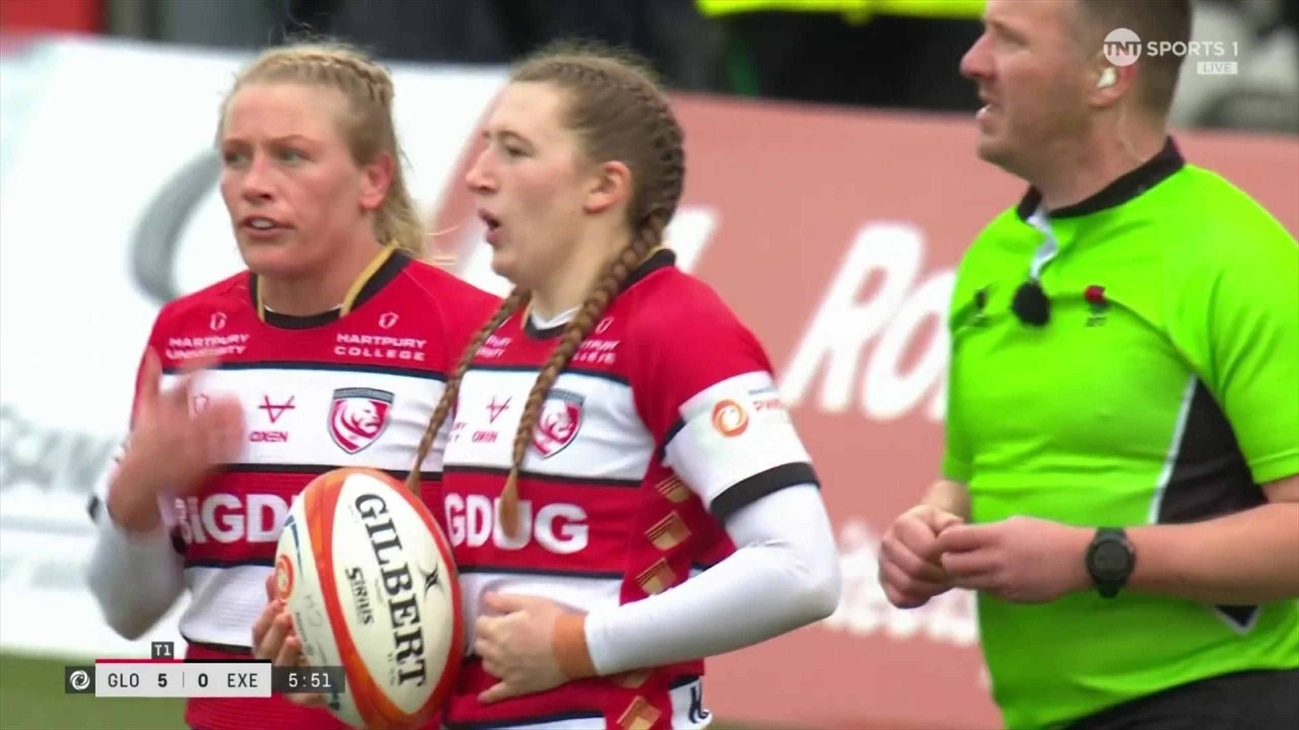 Emma Sing collects loose ball to touch down for Gloucester-Hartpury ...
