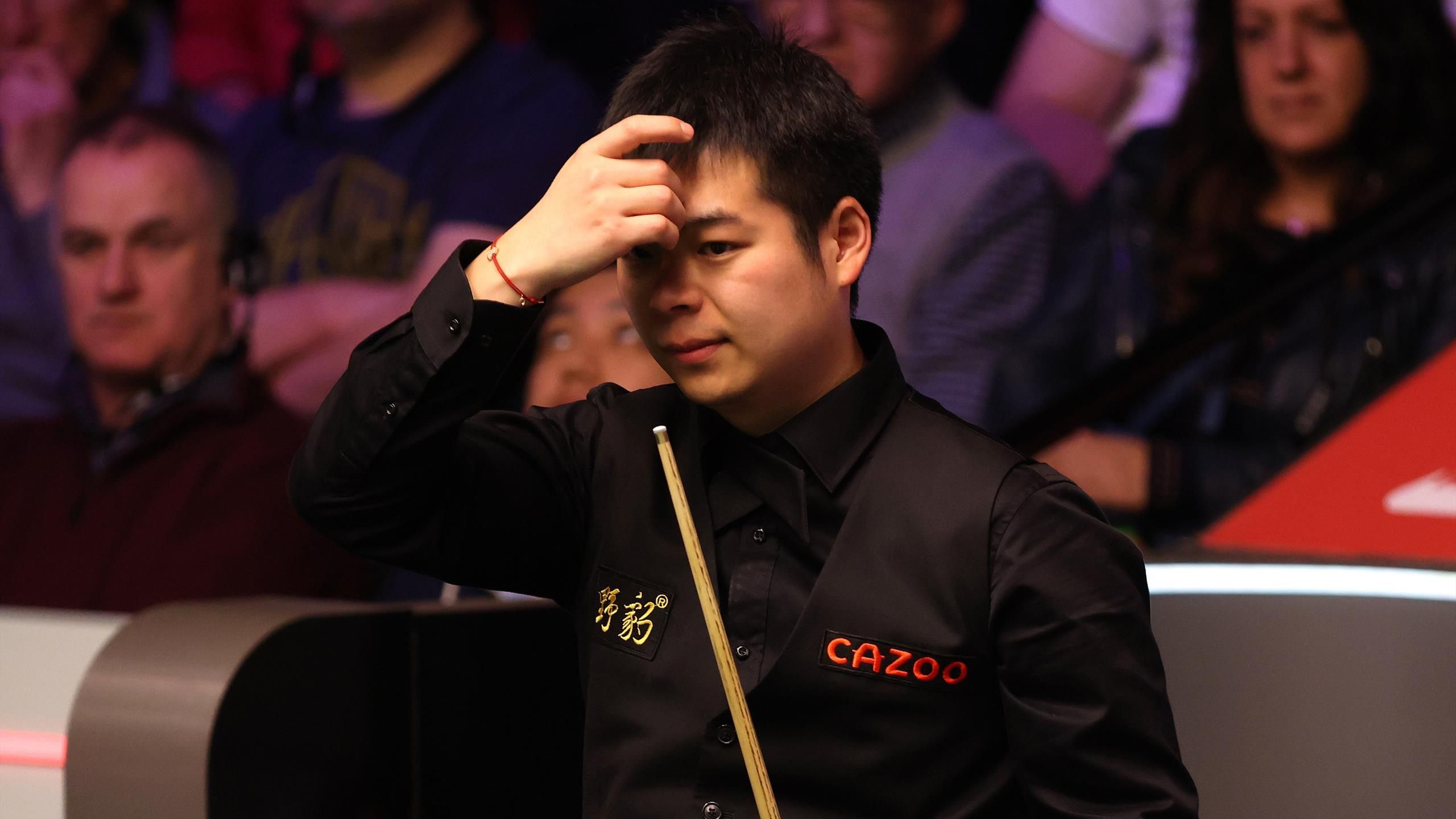 Pang Junxu upstaged by Stuart Carrington at Championship League snooker ...