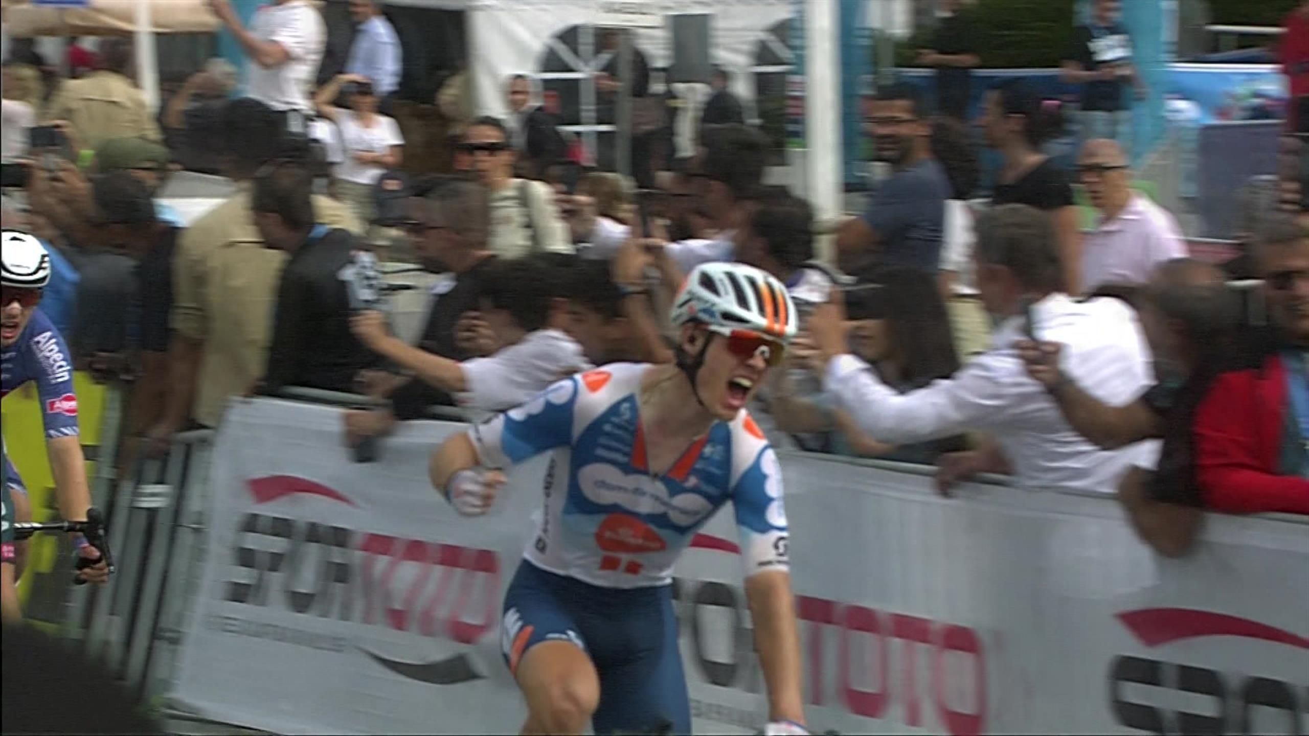 'What a chaotic final' - Messy sprint sees Tobias Lund Andresen take ...