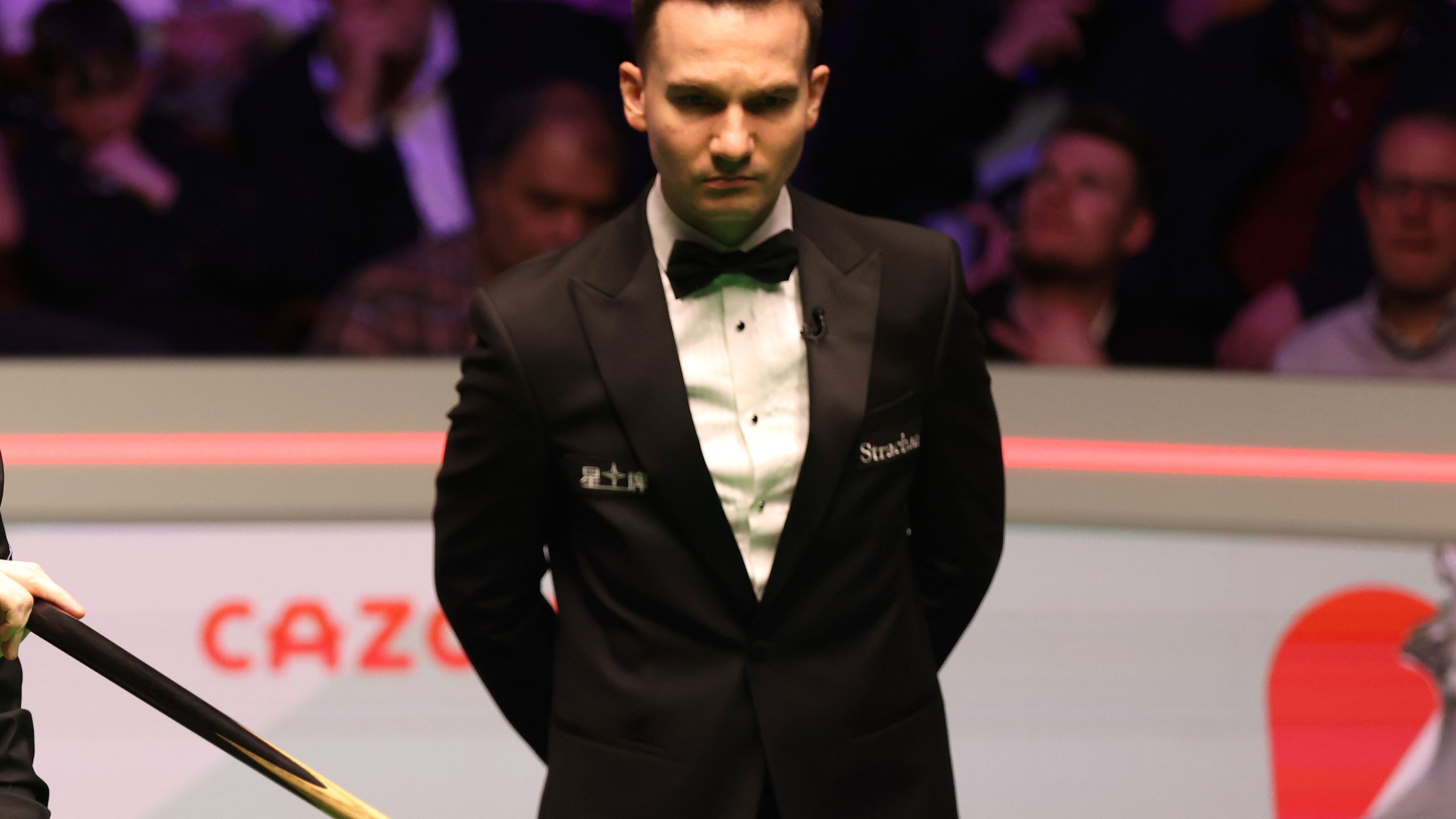 World Snooker Championship: Referee Marcel Eckardt's epic ball ...