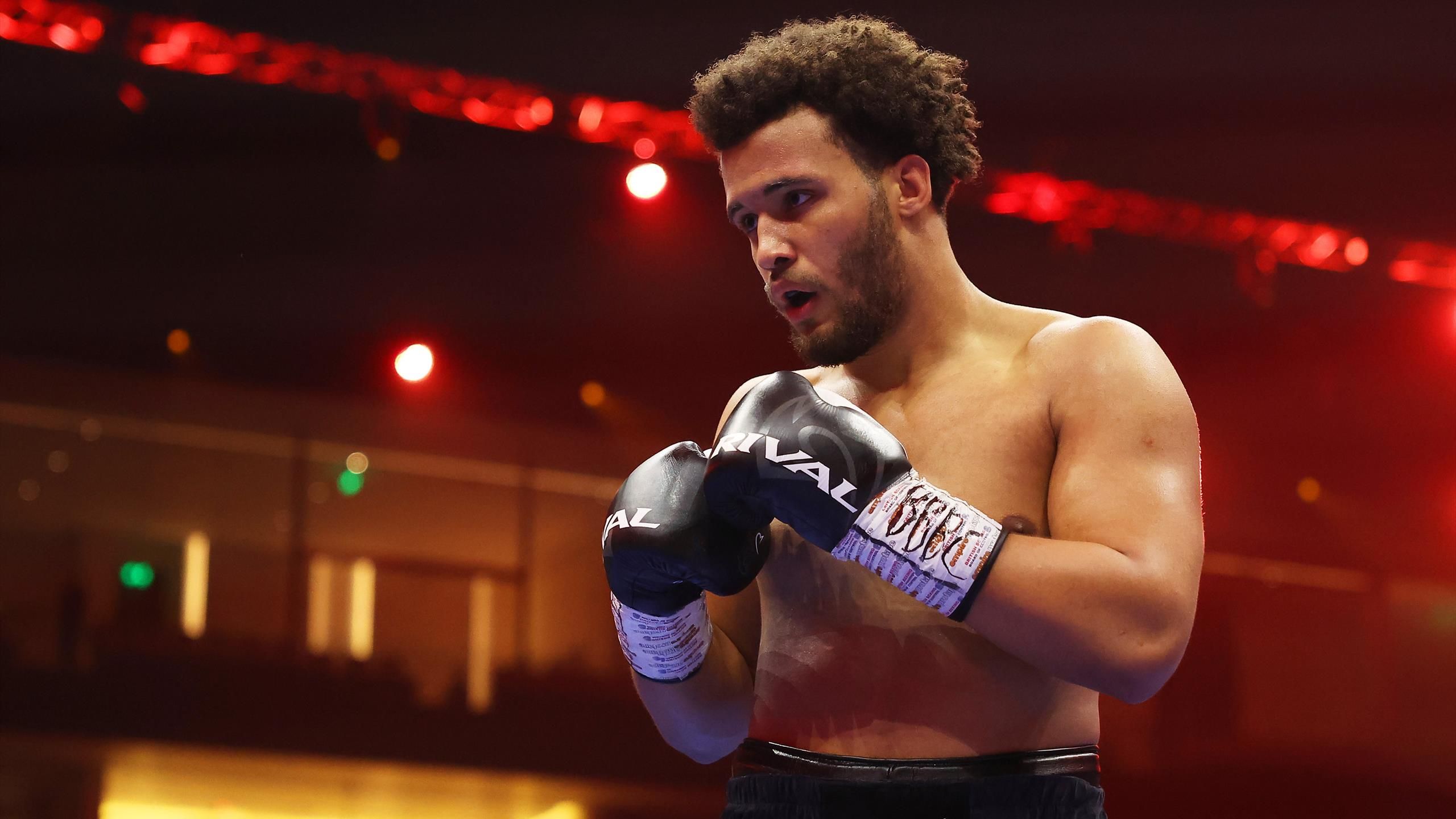 Moses Itauma: Frank Warren says British teenager is 'best young ...