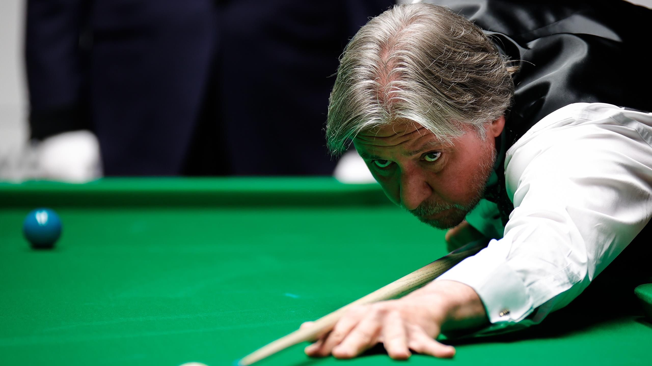 Tony Knowles, Anthony Hamilton and Alfie Burden set to join frantic ...