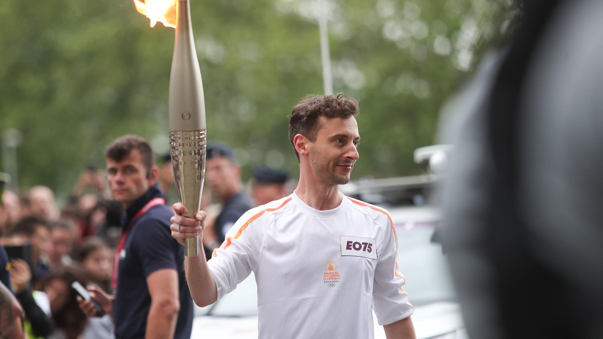 Watch Torch Relay - Day 18 - Olympics video - TNT Sports