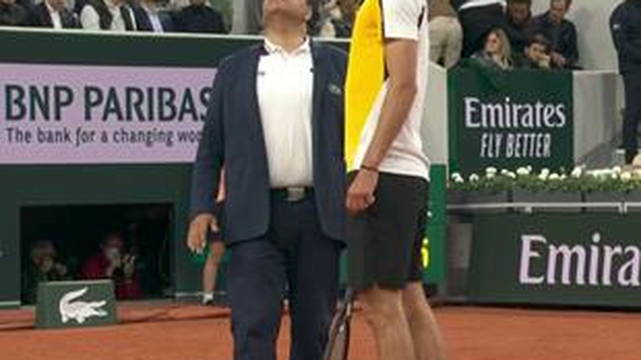 French Open: 'Water is dripping!' - Roof leak halts match as Alexander ...