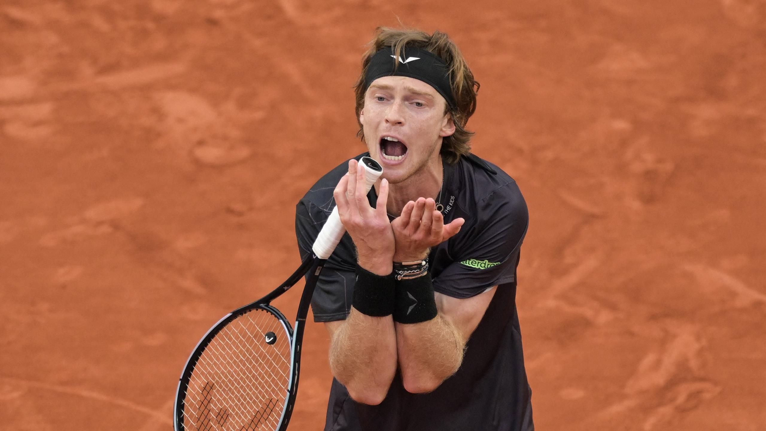 French Open: 'Frustration and Fury!' - Andrey Rublev 'completely loses ...