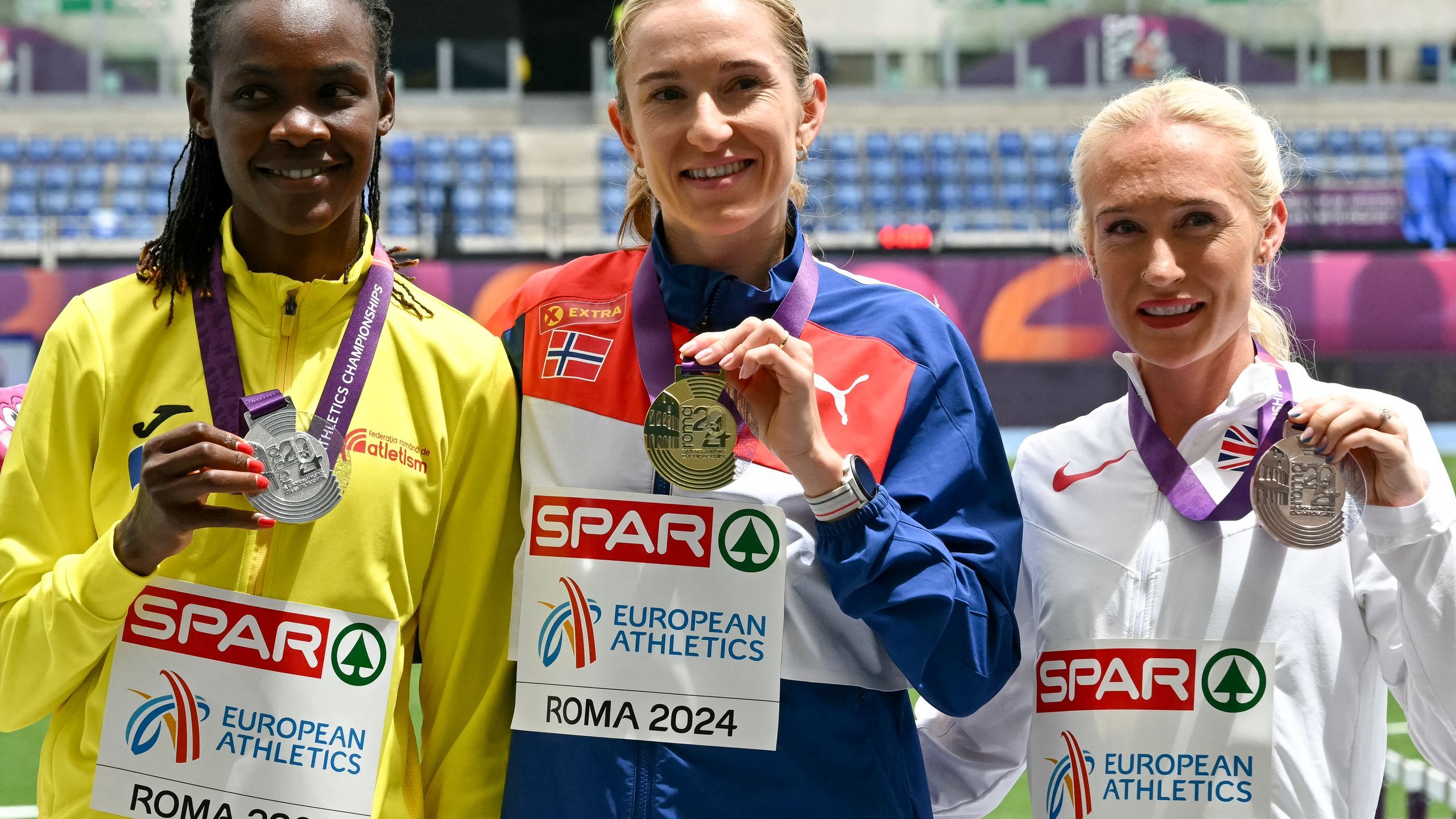 Calli Hauger-Thackery leads GB to half-marathon team gold at European ...
