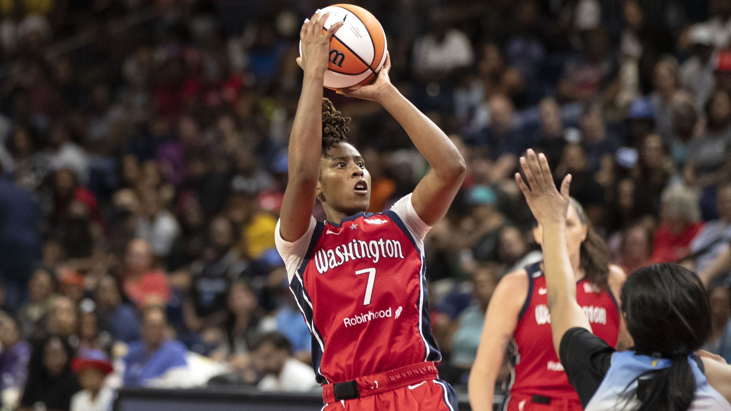 WNBA results: Ariel Atkins stars in Washington Mystics' win v Chicago ...
