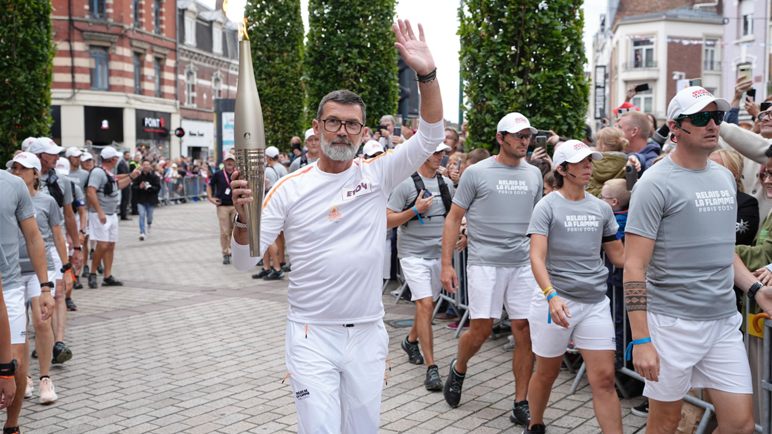 Watch Torch Relay - Day 47 - Olympics video - TNT Sports