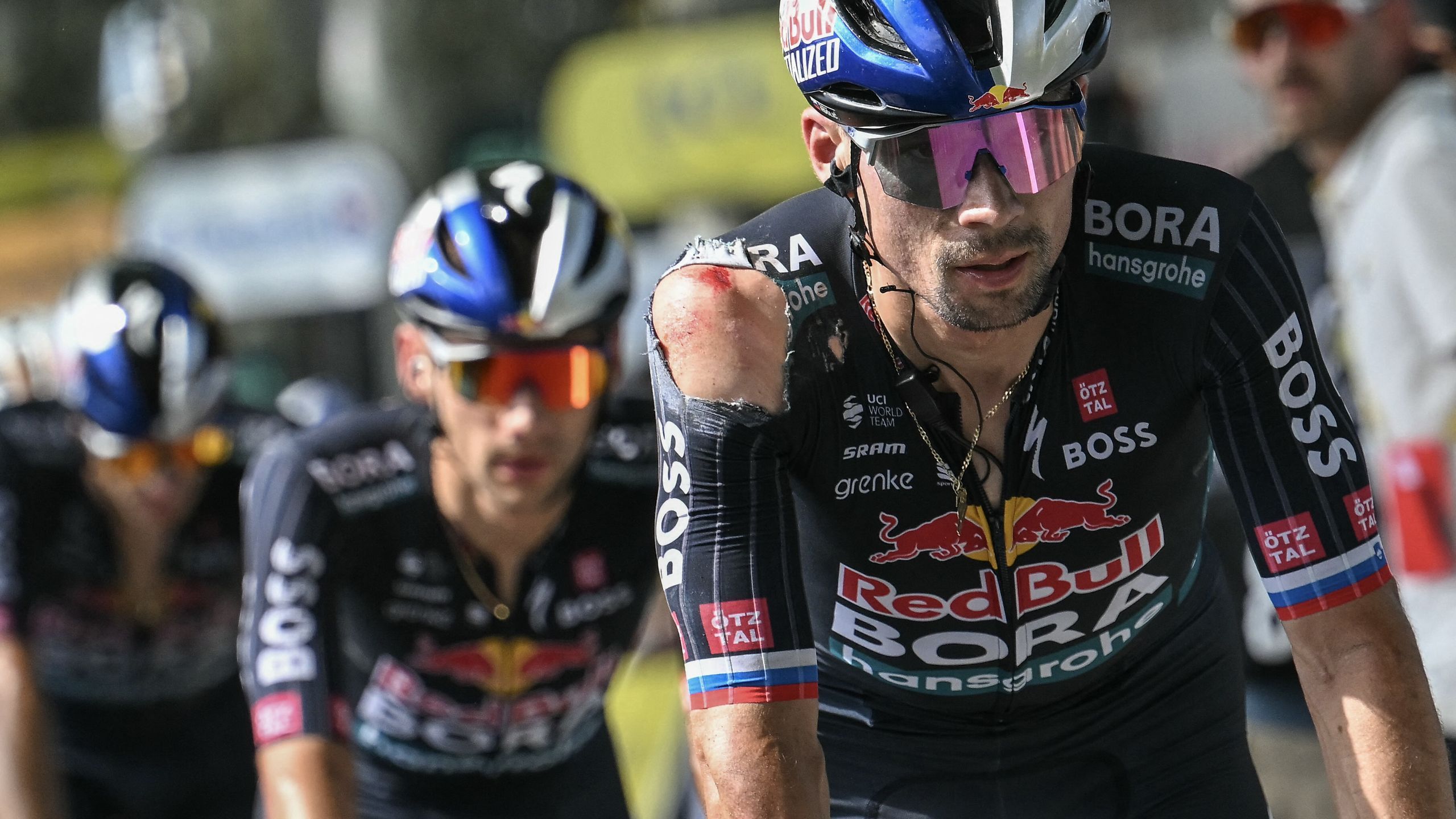 Primoz Roglic crash branded 'absolute disaster' as yellow jersey hopes ...