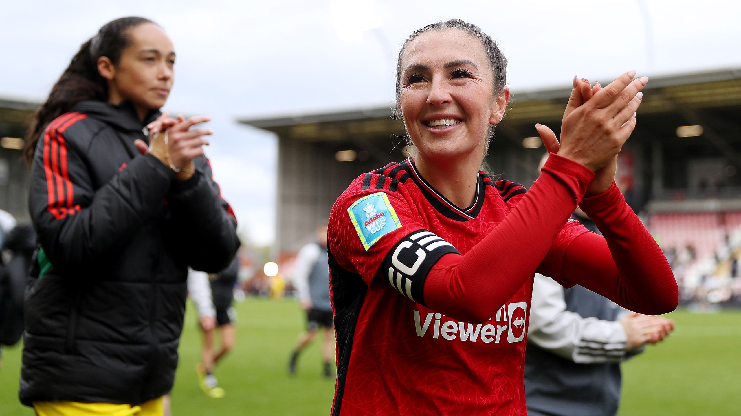 Katie Zelem swaps Manchester United for Angel City as England Lioness ...