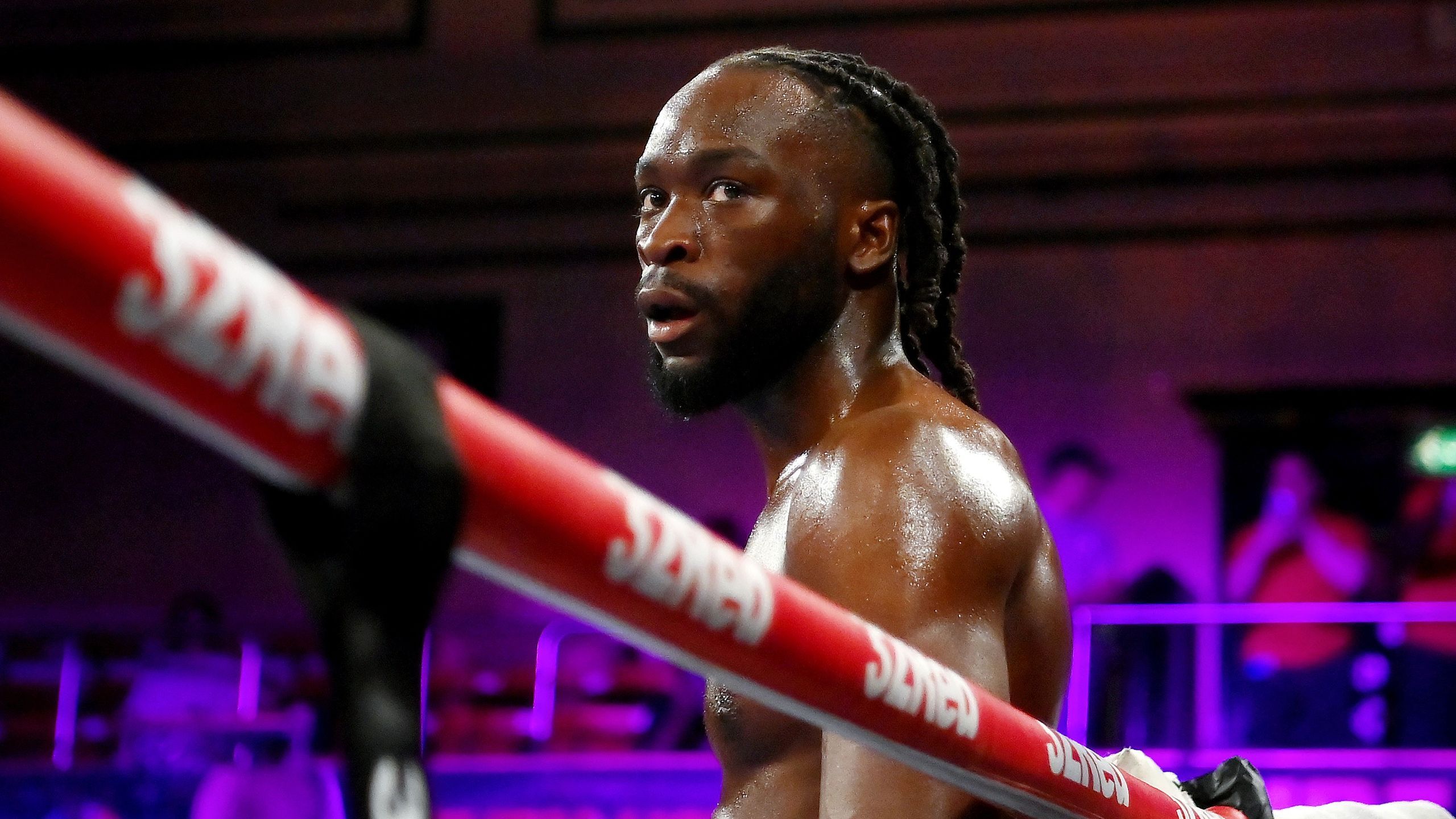 Denzel Bentley defends WBO International middleweight title with ...